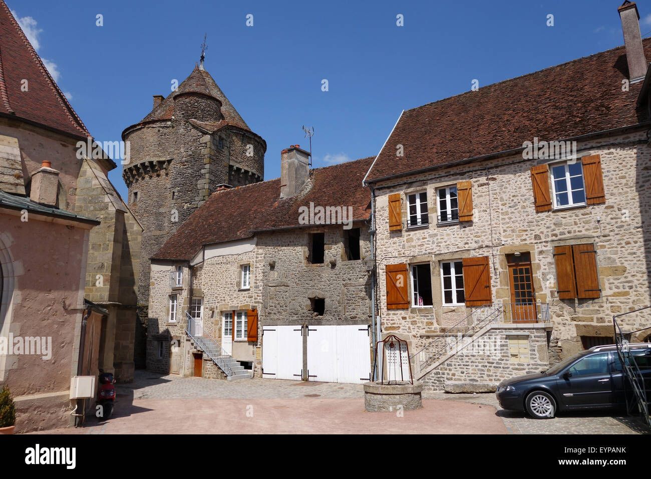 Arnay le Duc ARNAY-le-Duc en Côte-d'Or Bourgogne France Ministère de l ...