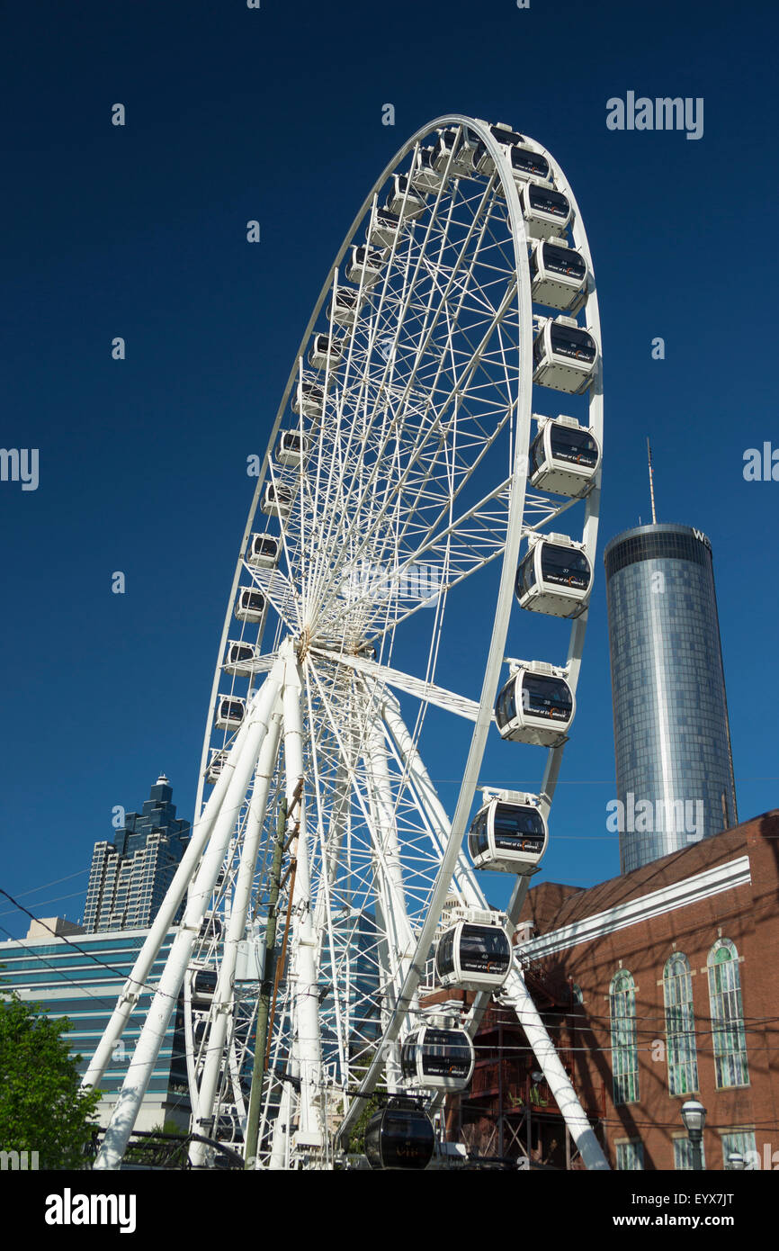 Grande roue du centre ville d'atlanta Banque de photographies et d ...
