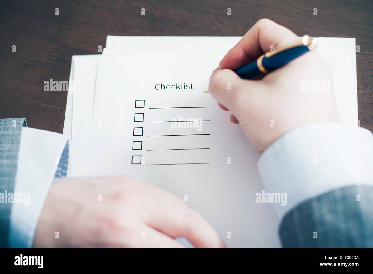Liste de vérification des tâches à remplir Photo Stock - Alamy