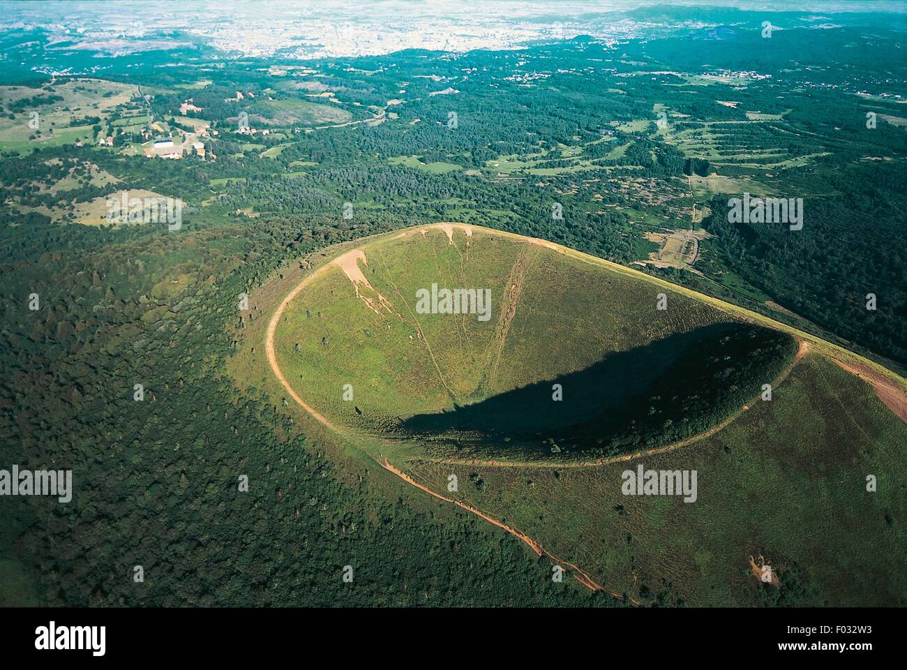 Puy pariou Banque de photographies et d’images à haute résolution - Alamy