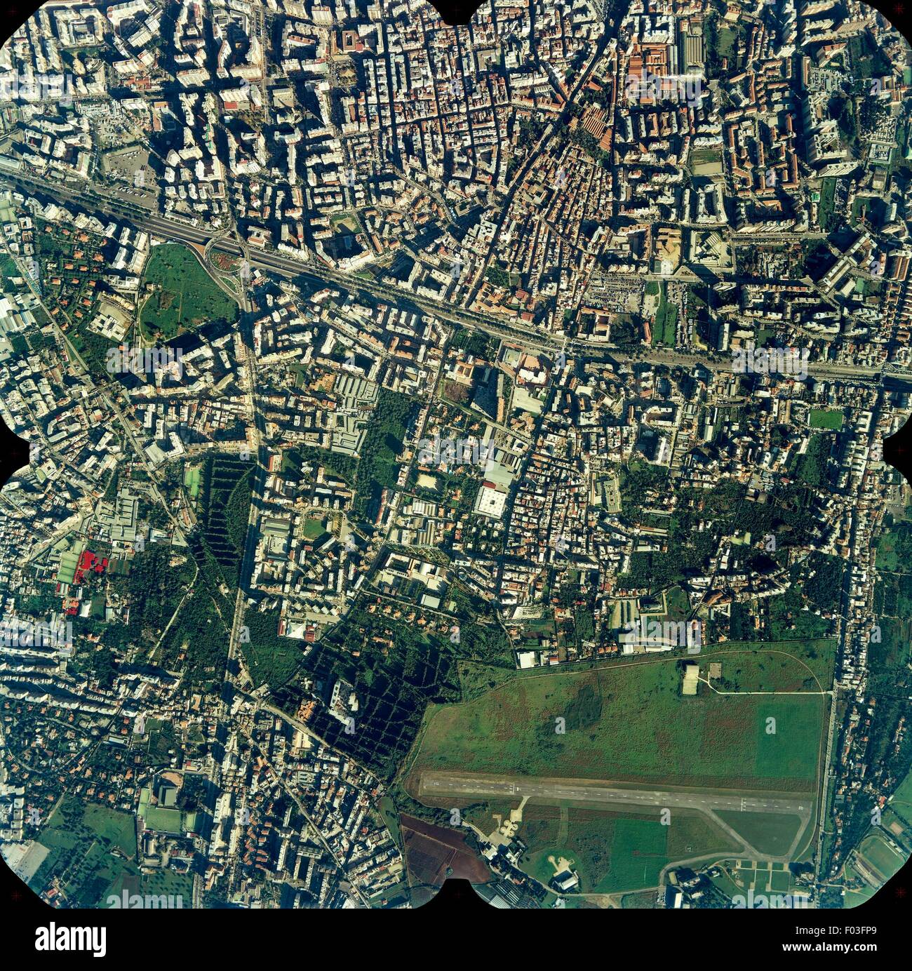 Vue aérienne de Palerme, point de vue zénithale - Région de Sicile ... Vue aérienne de Palerme, point de vue zénithale - Région de Sicile ...