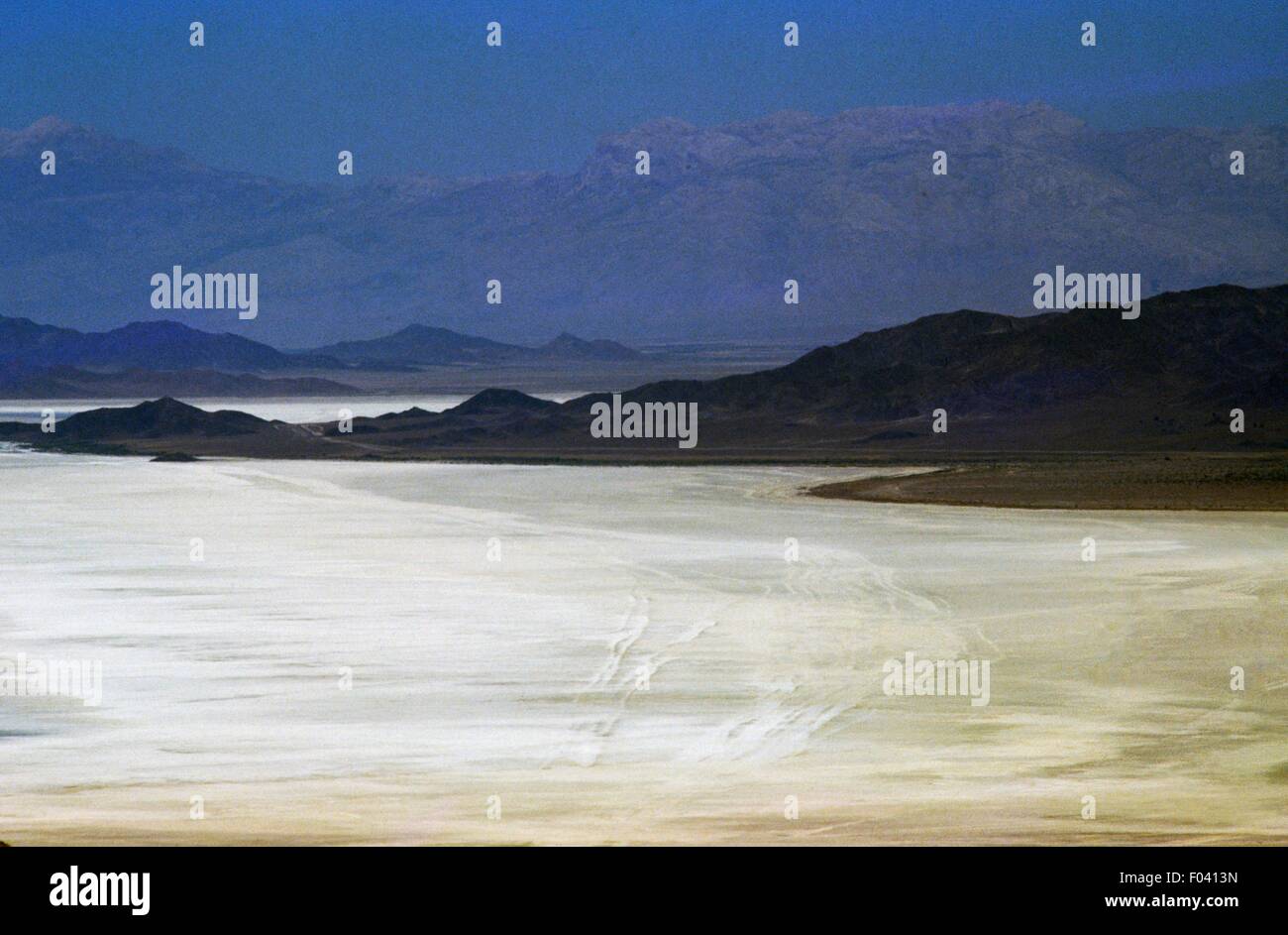Namak lake qom Banque de photographies et d’images à haute résolution ...