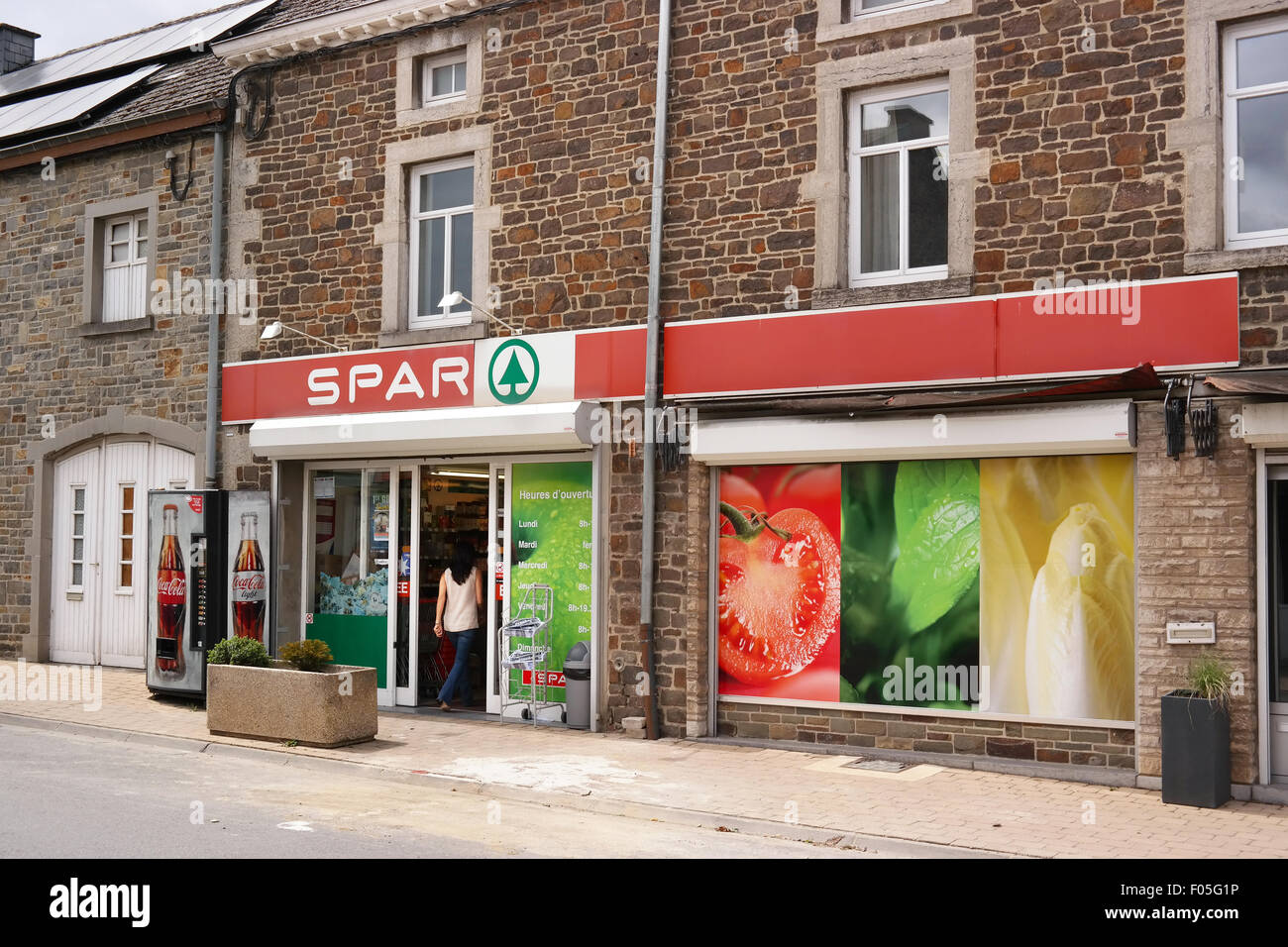 Spar logo Banque de photographies et d’images à haute résolution - Alamy