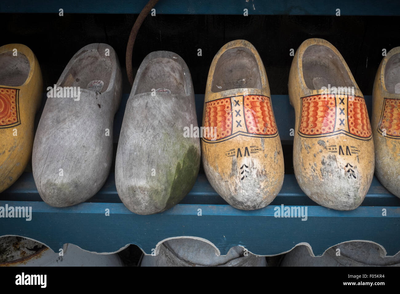 Sabots anciens Banque de photographies et d’images à haute résolution ...