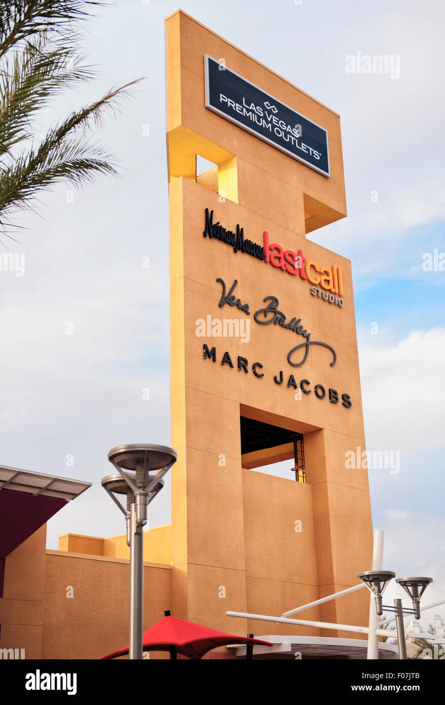 Las Vegas Premium Outlets Mall Sign Billboard Photo Stock - Alamy