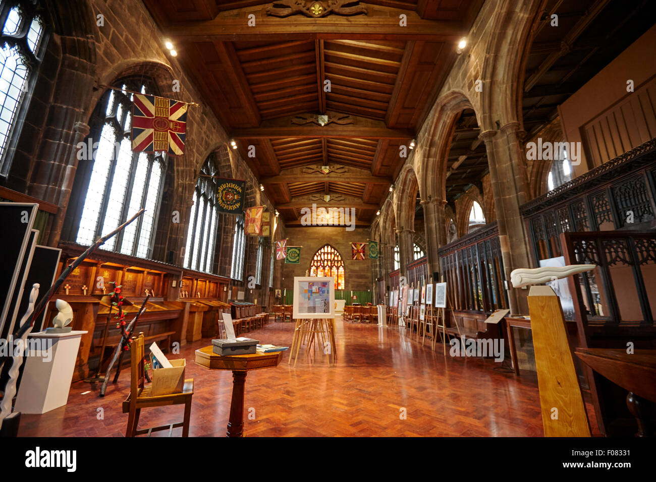 Inside manchester cathedral Banque de photographies et d’images à haute ...