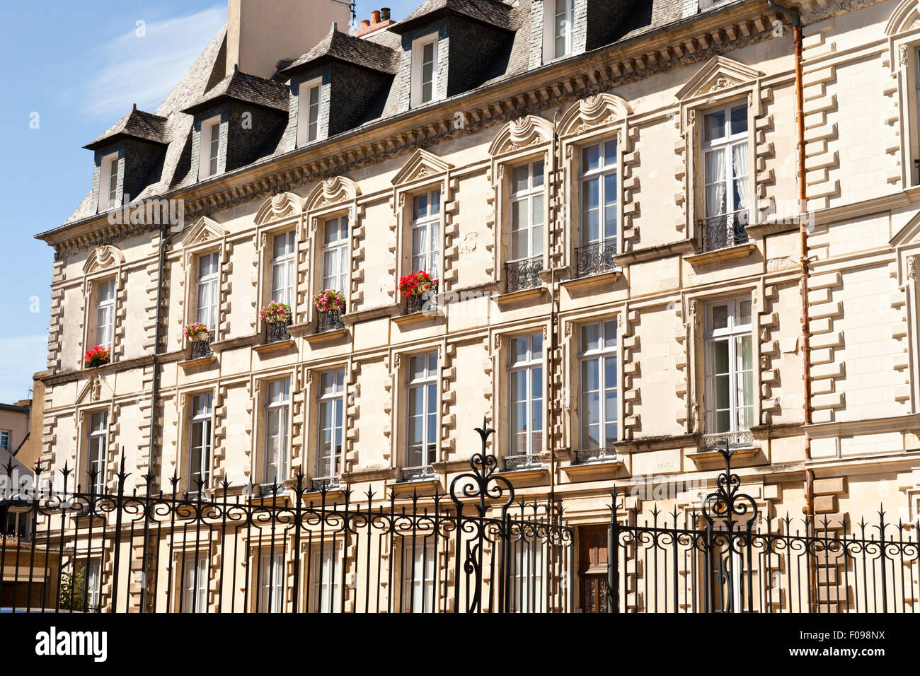 Rennes ville france batiment Banque de photographies et d’images à ...