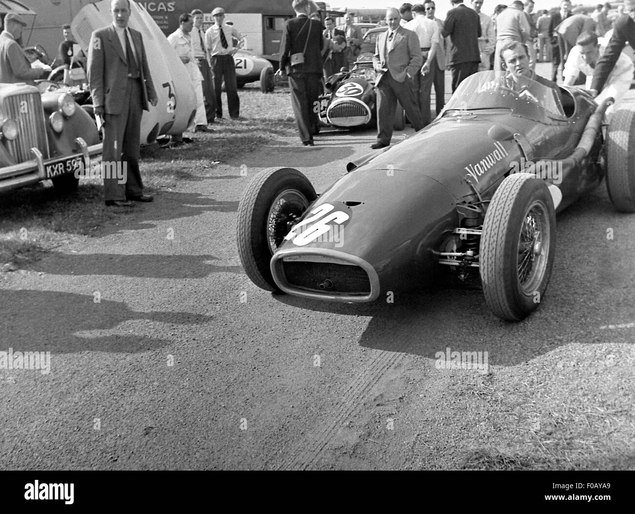 Harry Schell dans sa Vanwall 1955 Photo Stock - Alamy