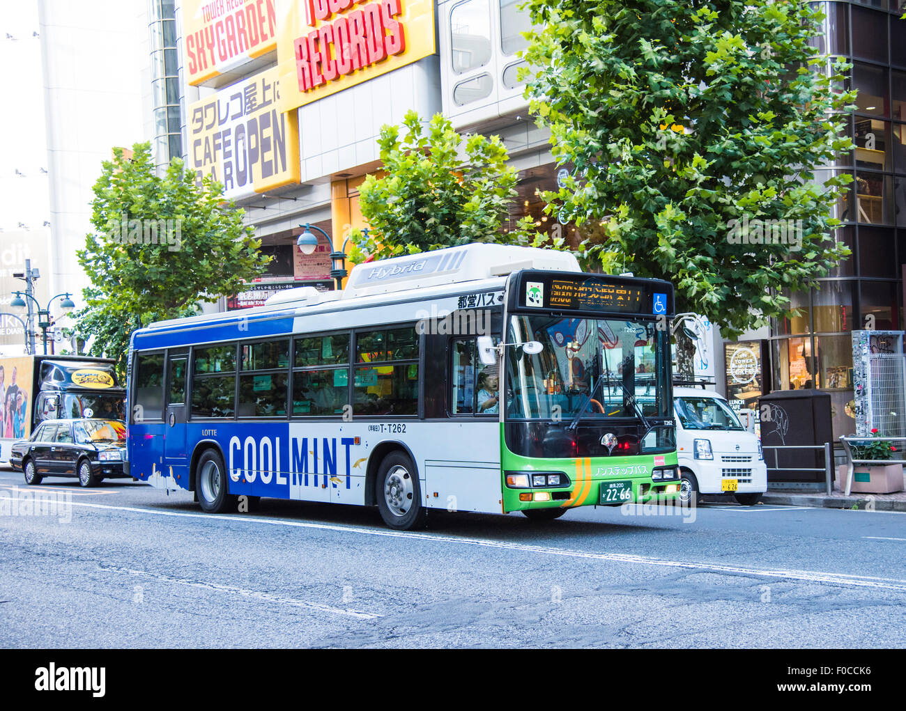 Japan bus Banque de photographies et d’images à haute résolution - Alamy