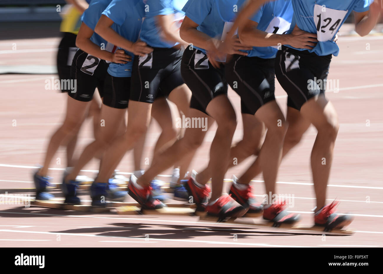 Course de relais traditionnelle Banque de photographies et d’images à ...