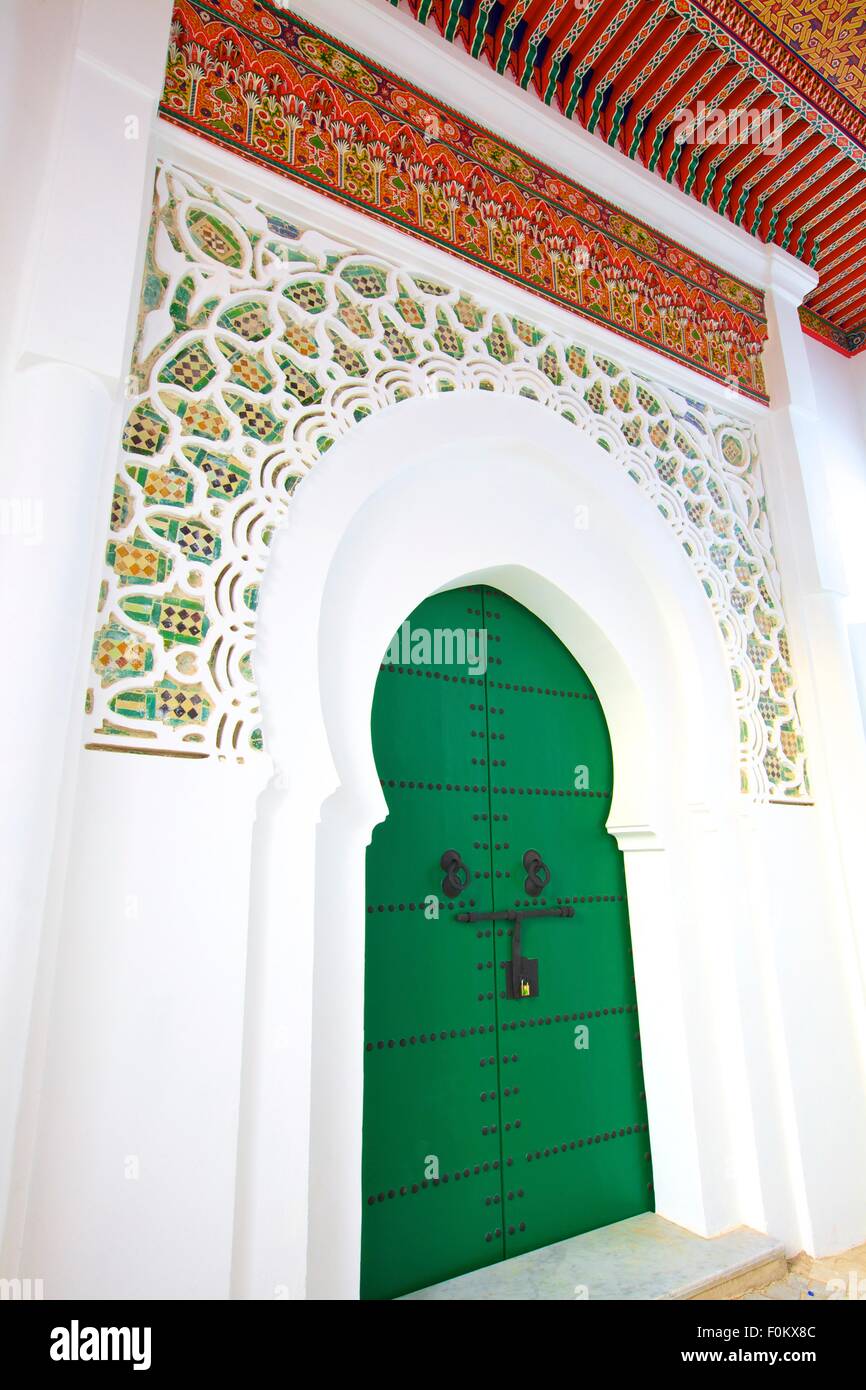 Entrée de la mosquée, Tanger, Maroc, Afrique du Nord Photo Stock - Alamy