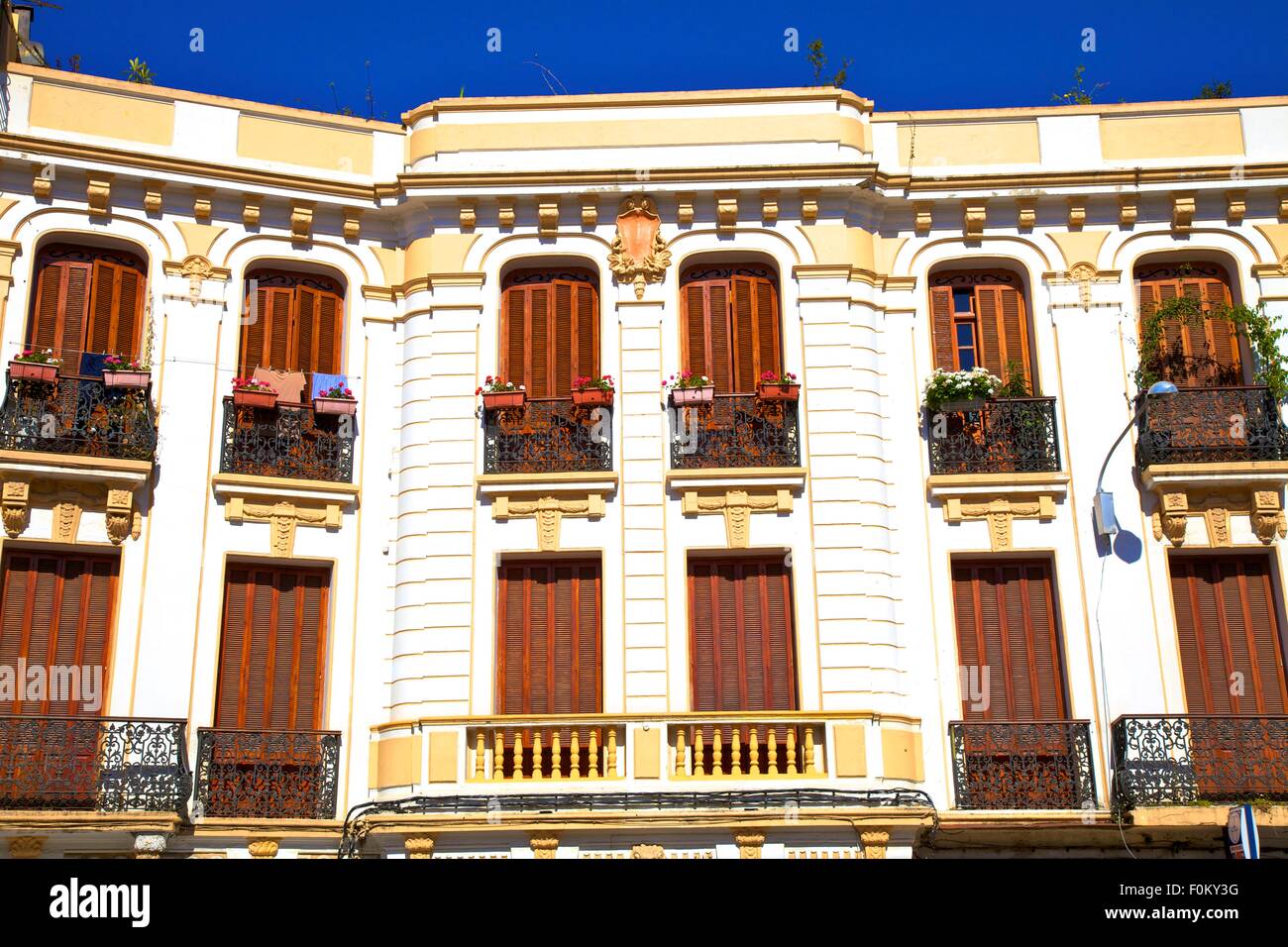 L'architecture coloniale, Tanger, Maroc, Afrique du Nord Photo Stock ...