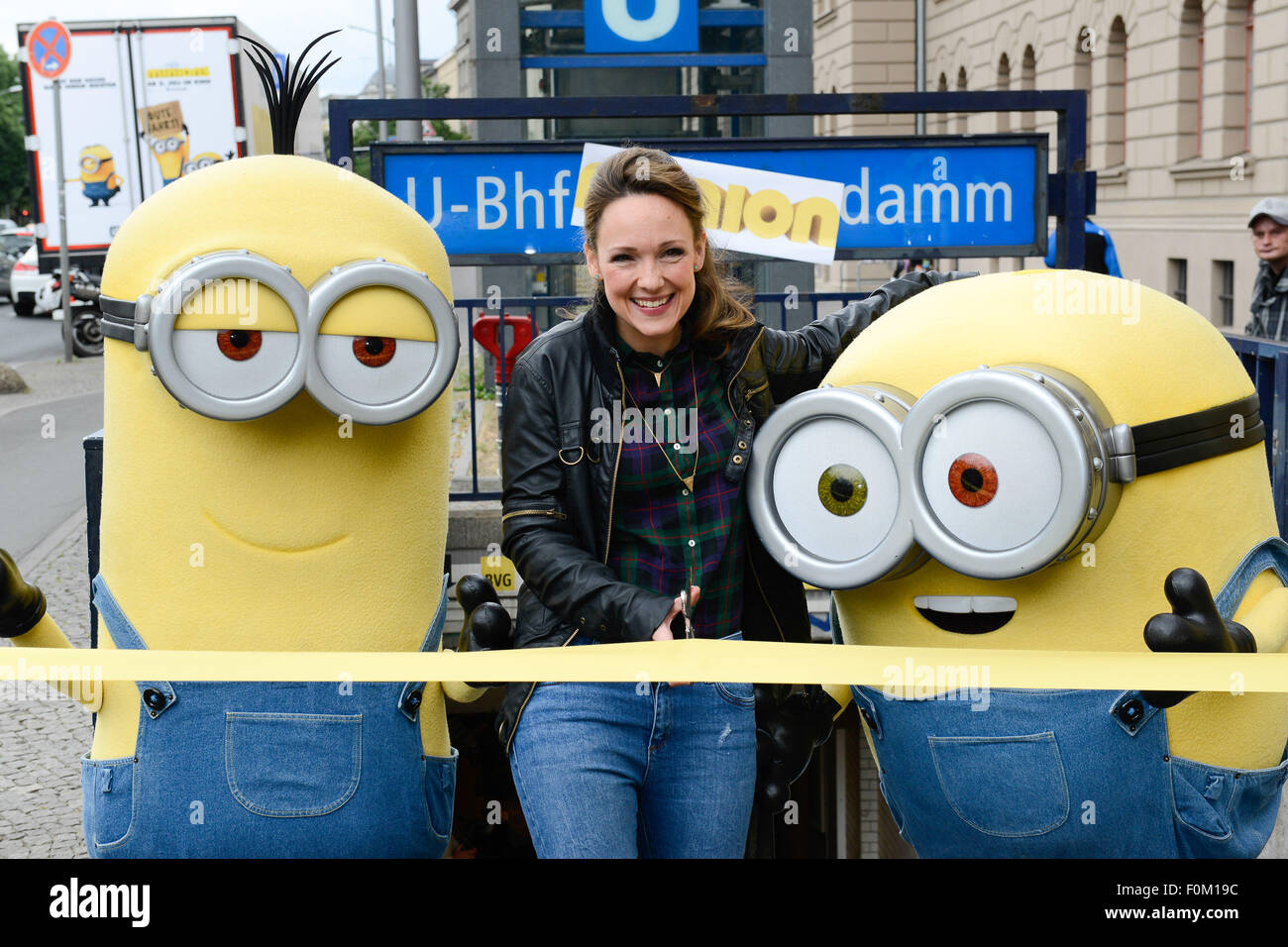 Universal Pictures 'Minions' Photocall avec Carolin Kebekus la station ...