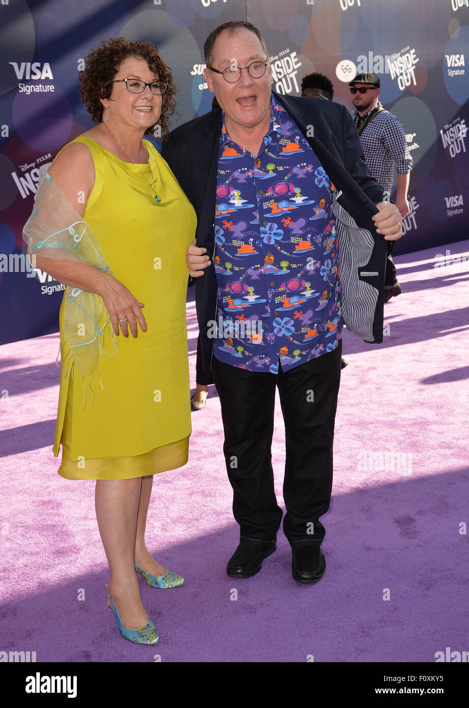 LOS ANGELES, CA - 9 juin 2015 : Disney-Pixar John Lasseter & boss femme ...