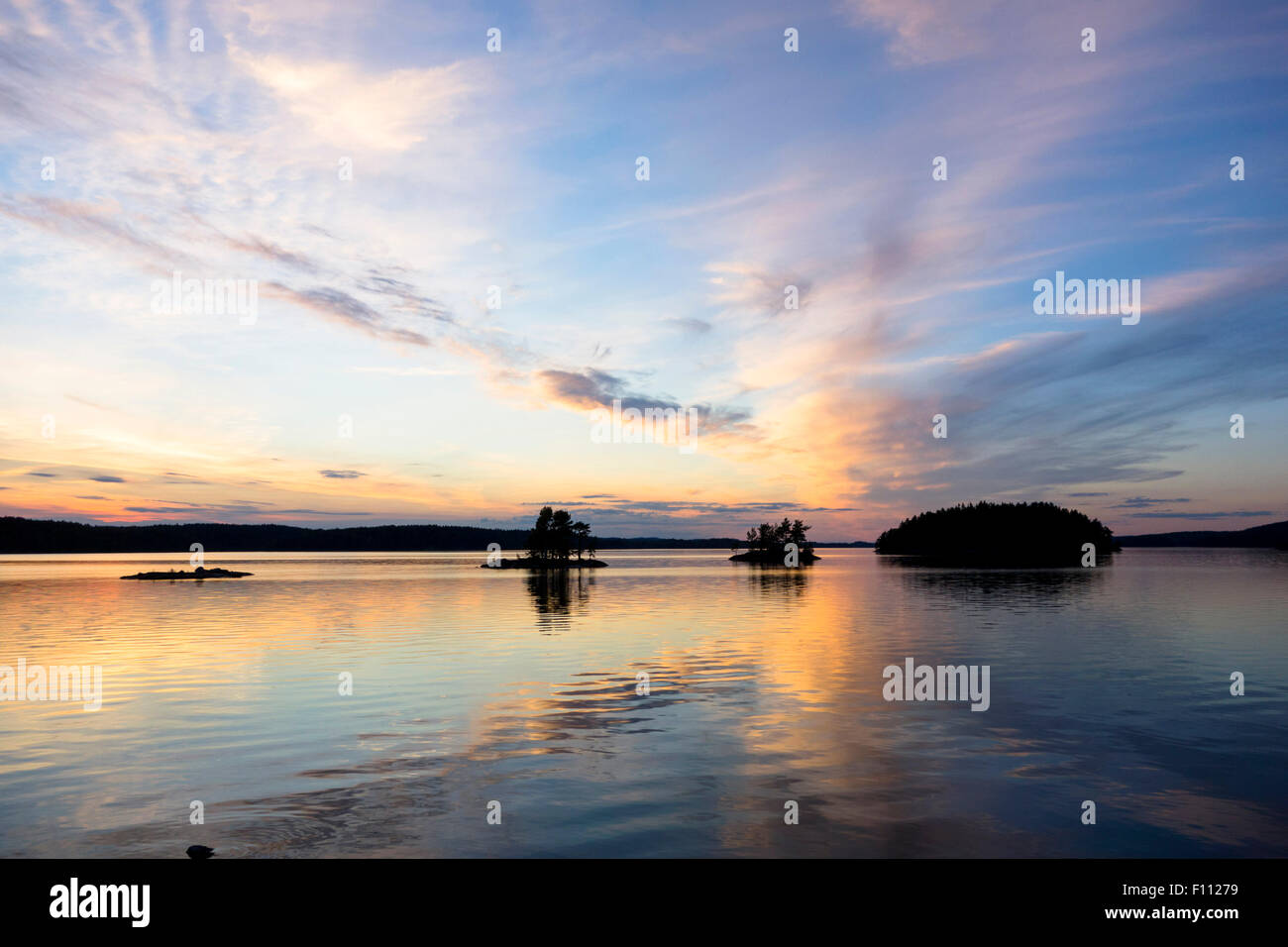 Stora le lac Banque de photographies et d’images à haute résolution - Alamy