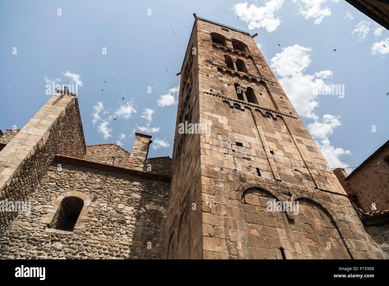 Prades pyrenees orientales Banque de photographies et d’images à haute ...