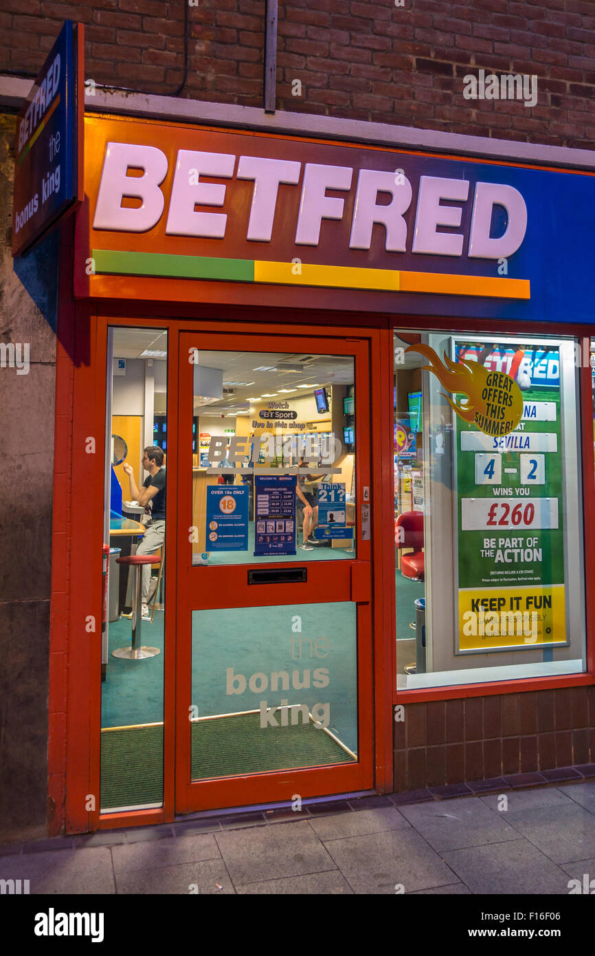 Betfred bookies Banque de photographies et d’images à haute résolution ...