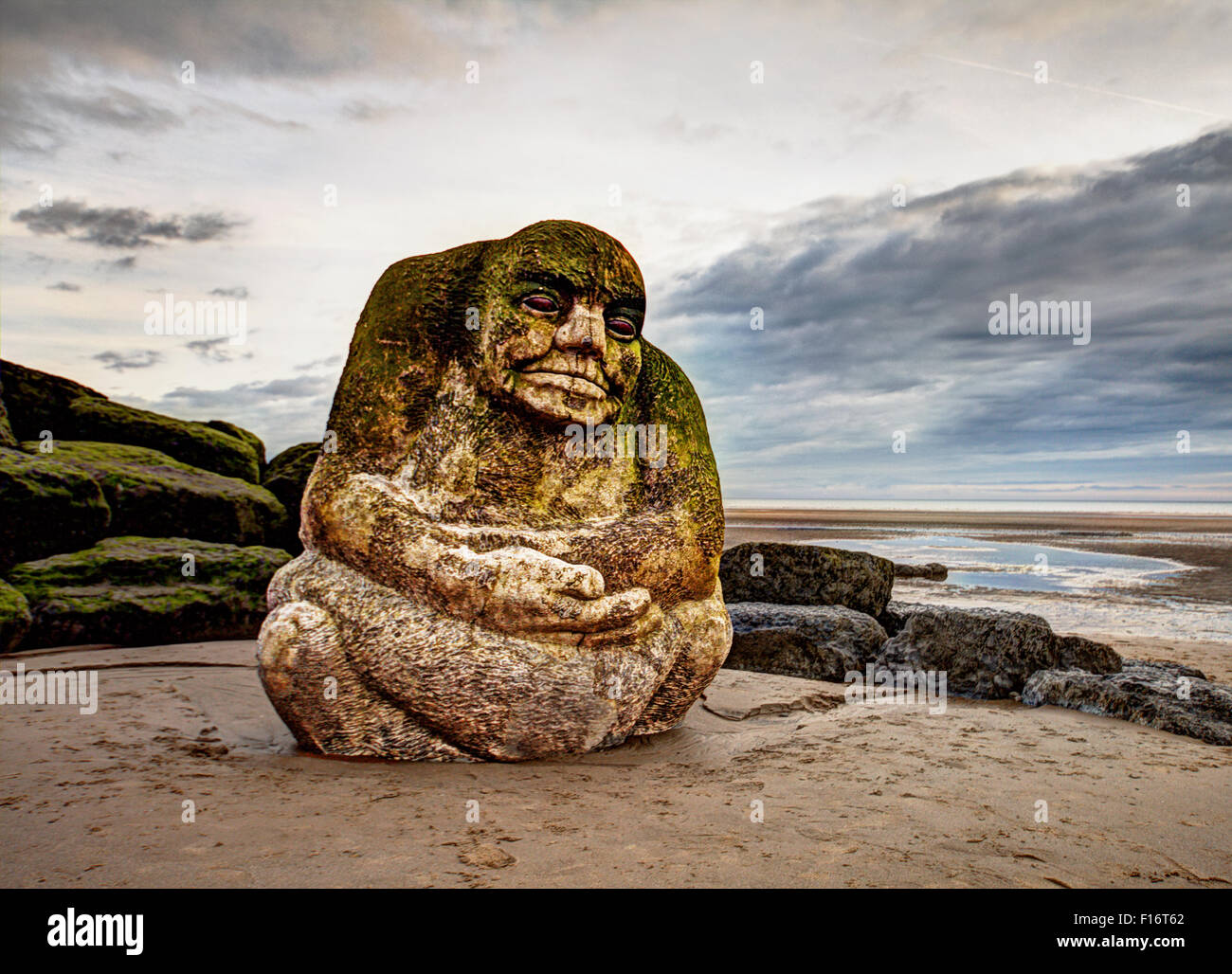 Ogre de mer sculpture cleveleys mythique Banque de photographies et d ...