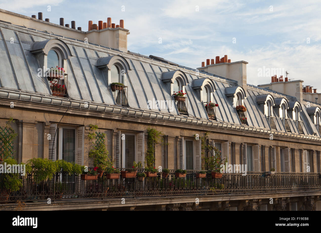 Mansart style Banque de photographies et d’images à haute résolution ...