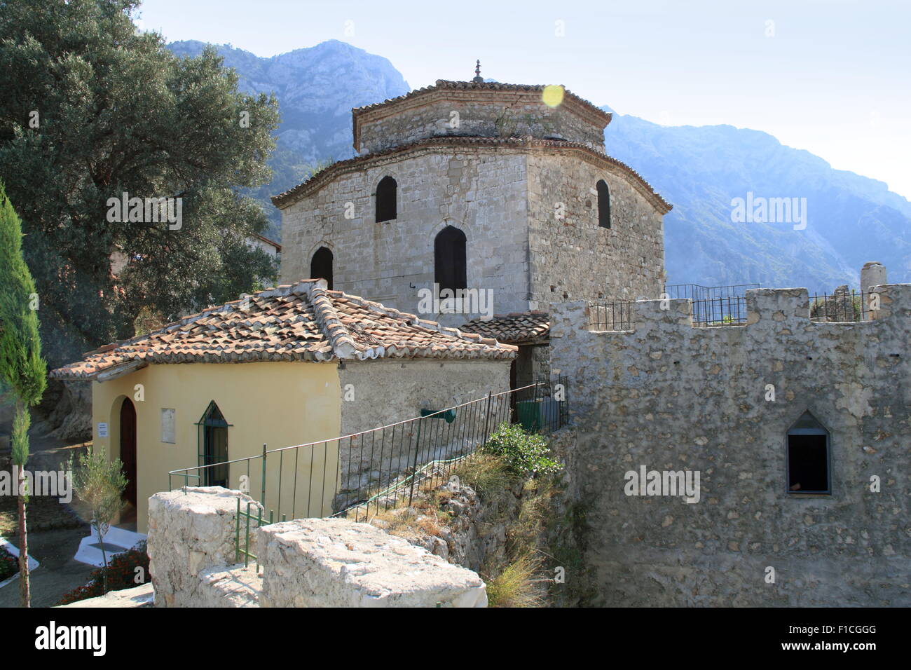 Teqja e dollmes Banque de photographies et d’images à haute résolution ...