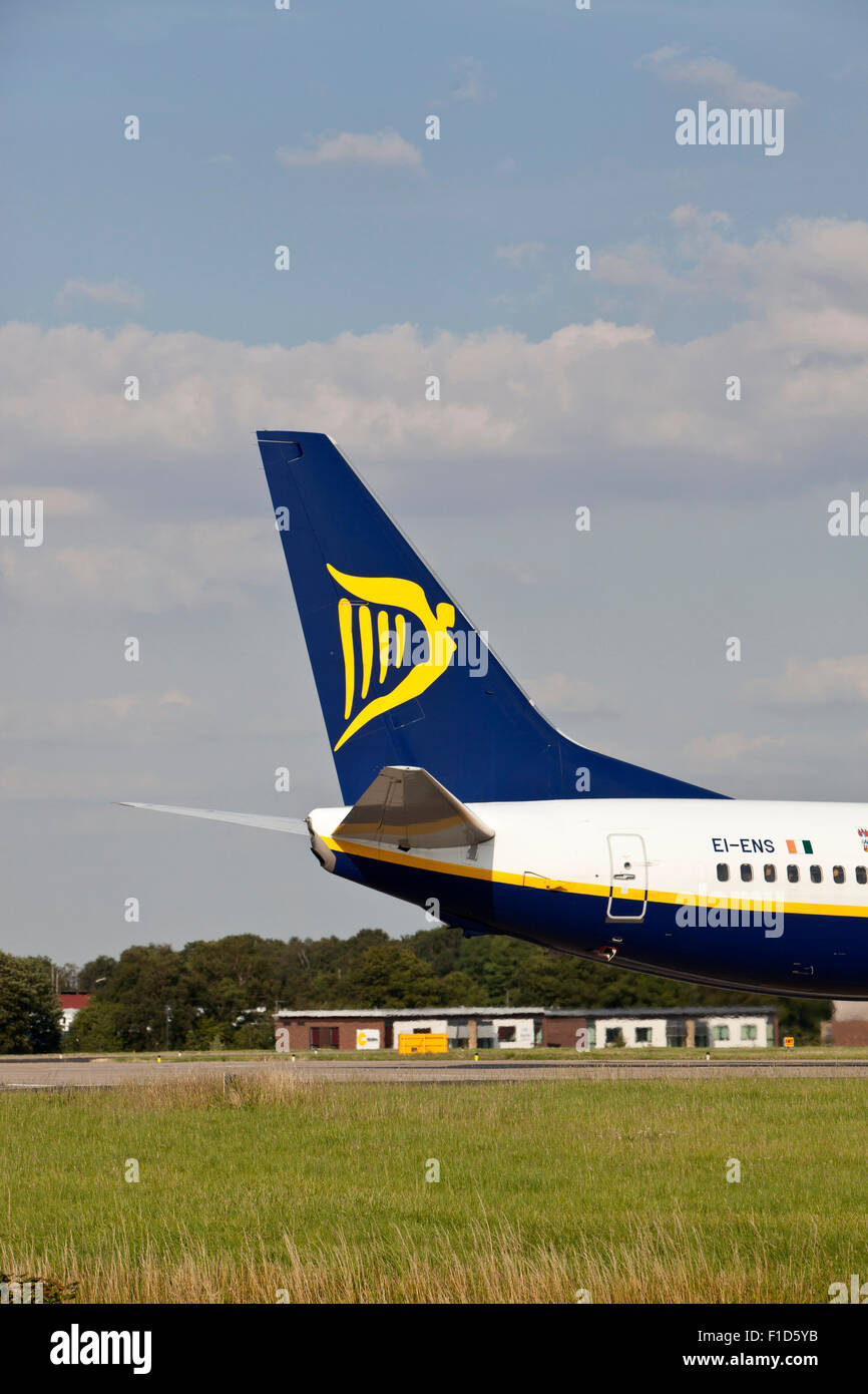 Boeing 737 800 ryanair plane Banque de photographies et d’images à ...