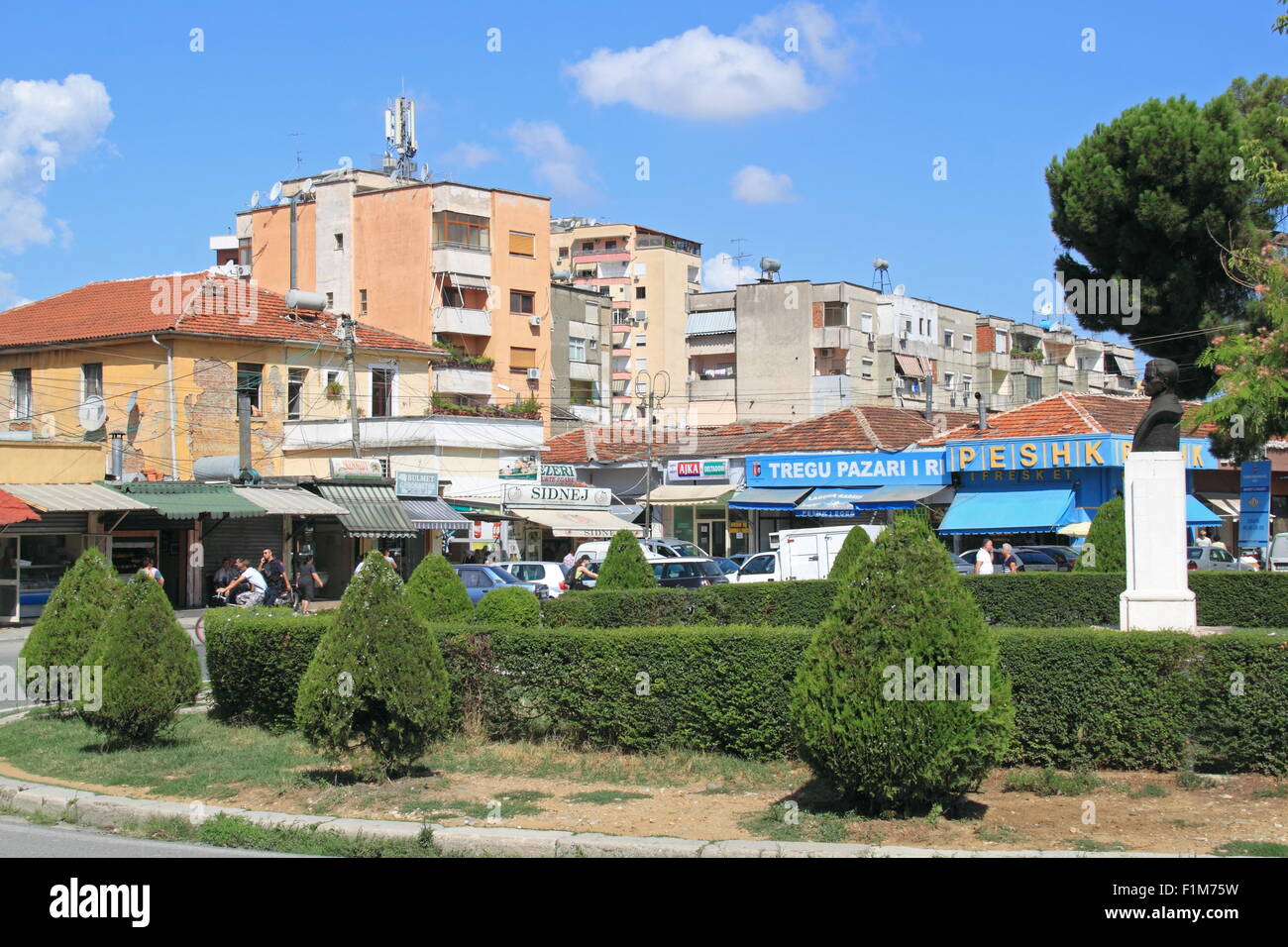 Avni rustemi square Banque de photographies et d’images à haute ...