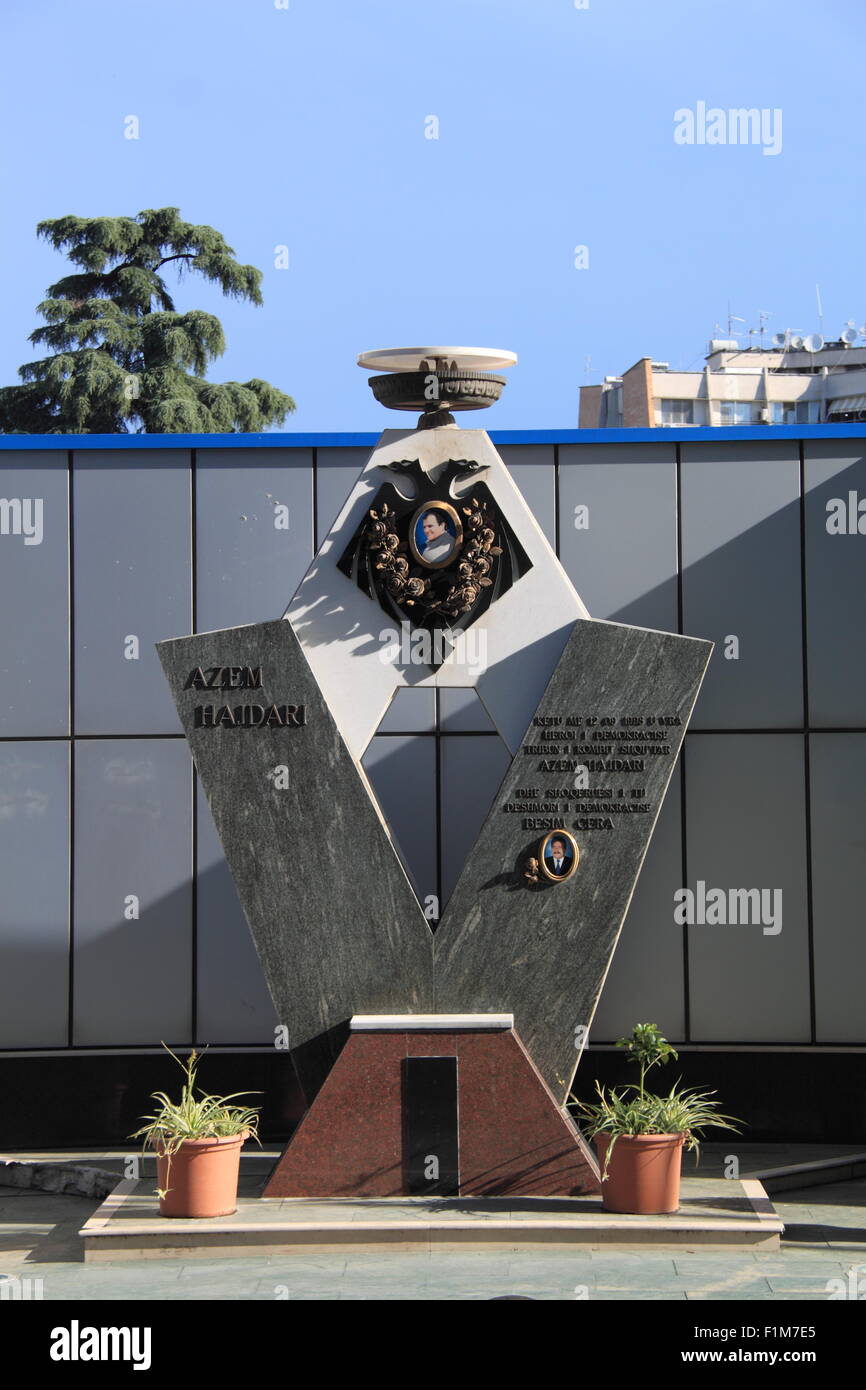 Azem hajdari Banque de photographies et d’images à haute résolution - Alamy