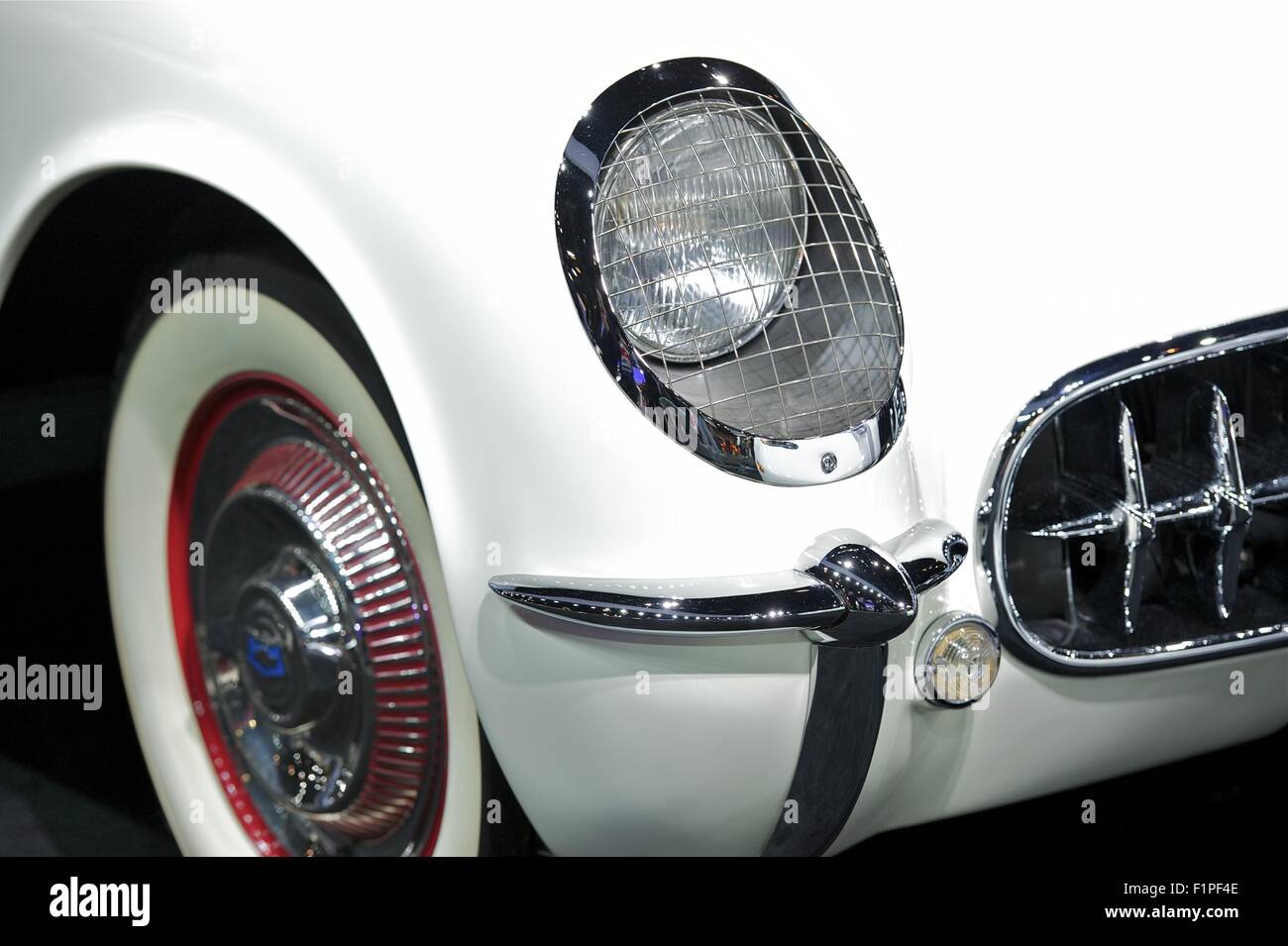 Belle Voiture Oldtimer américain - Libre. Corps blanc/libre. Oldtimers ...