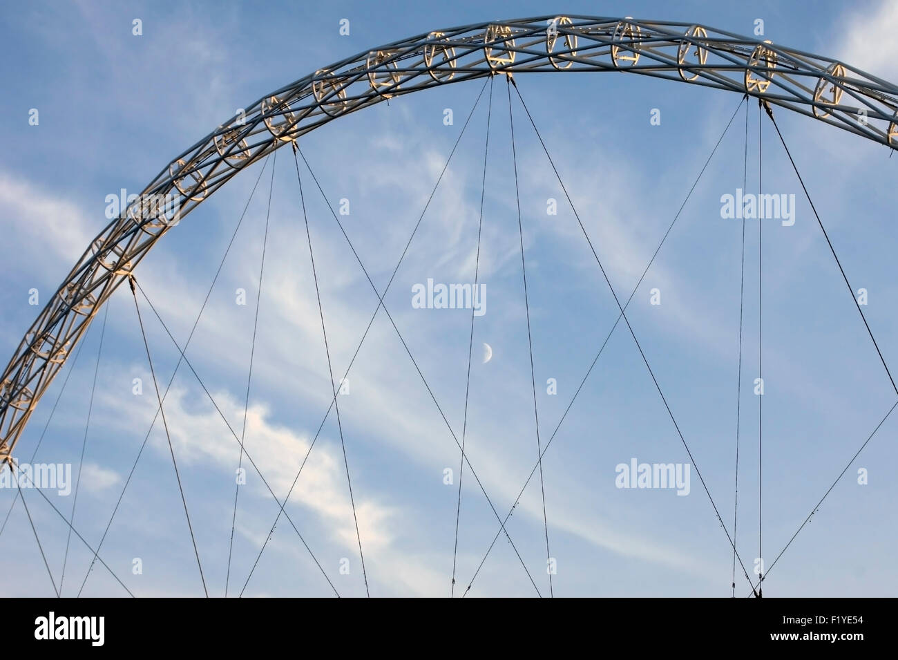 Wembley stadium arch Banque de photographies et d’images à haute ...