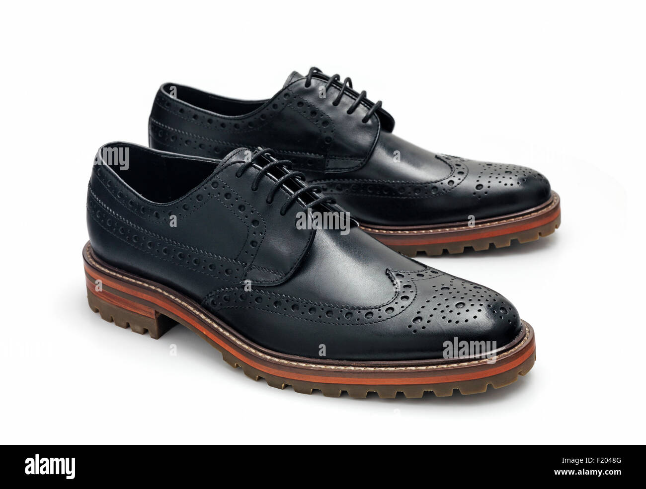 Chaussures brogues noir et blanc Banque de photographies et d’images à ...