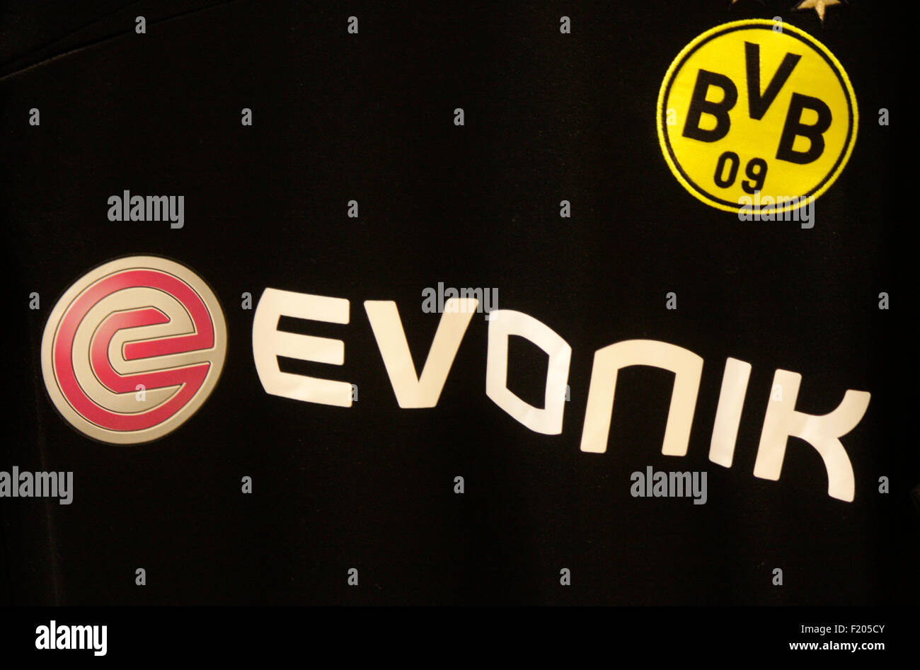 Bvb borussia dortmund logo Banque de photographies et d’images à haute ...