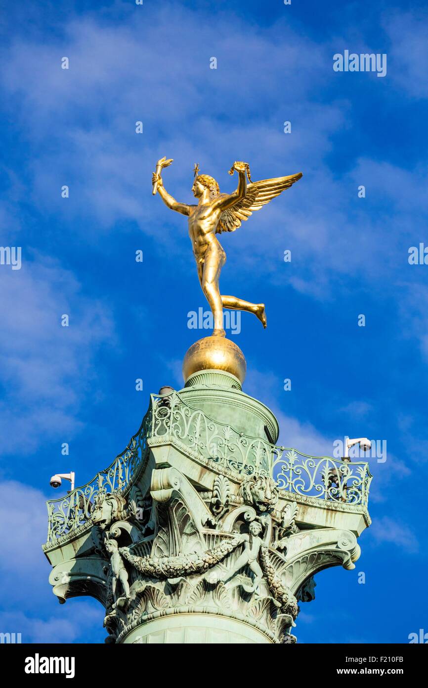 France, Paris, l'ange de la colonne de la Bastille Photo Stock - Alamy