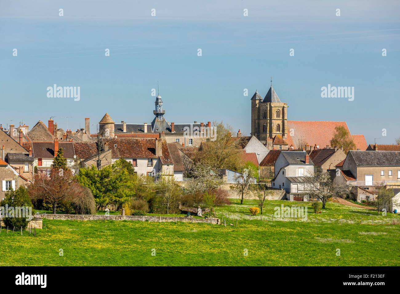 Village de tannay Banque de photographies et d’images à haute ...