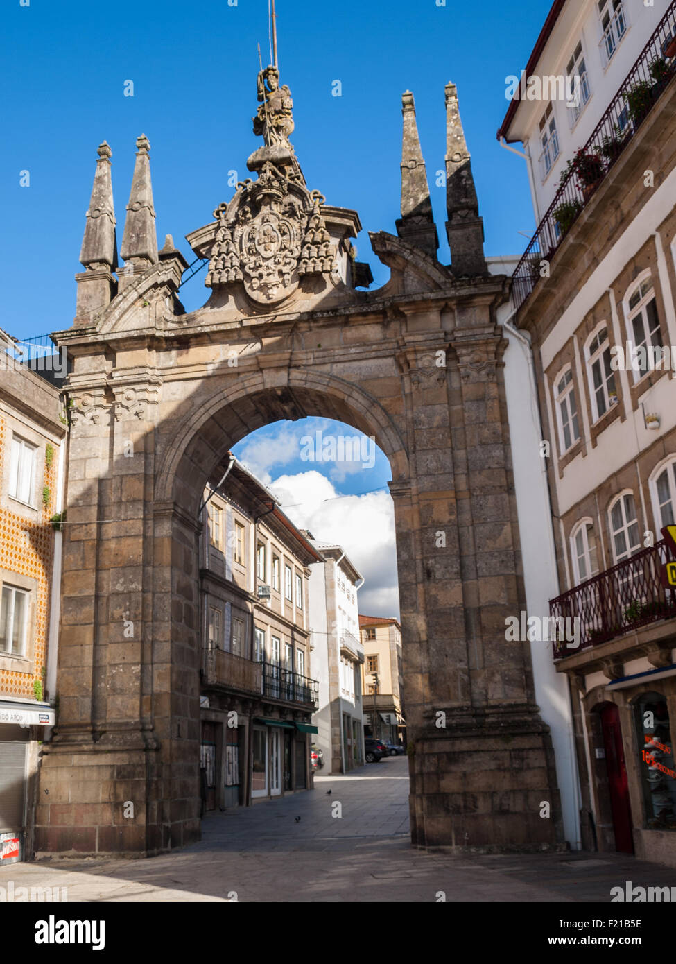 Porta norte Banque de photographies et d’images à haute résolution - Alamy