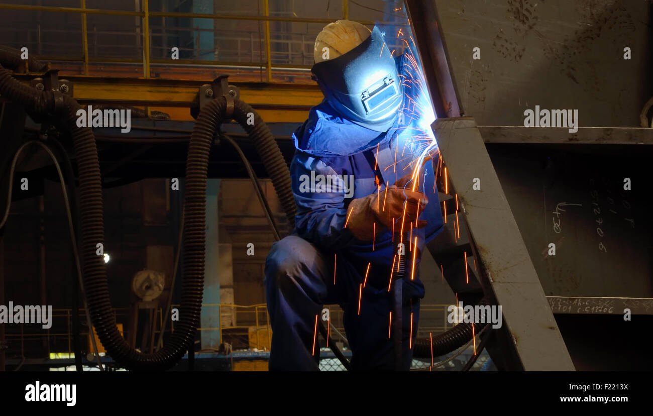 Soudage mig Banque de photographies et d’images à haute résolution - Alamy