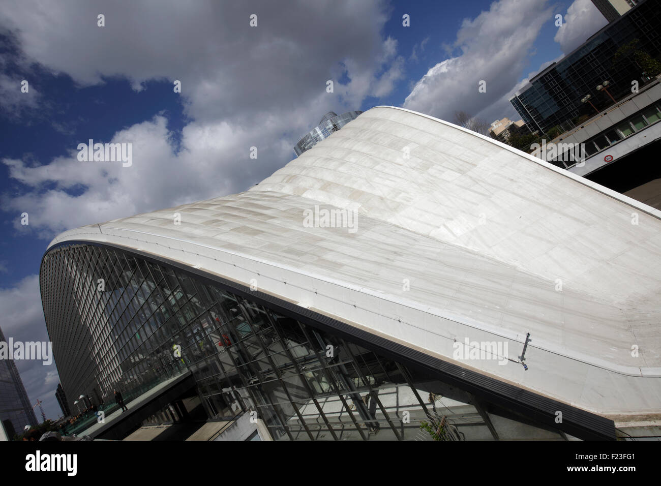 Paris la defense the cnit Banque de photographies et d’images à haute ...