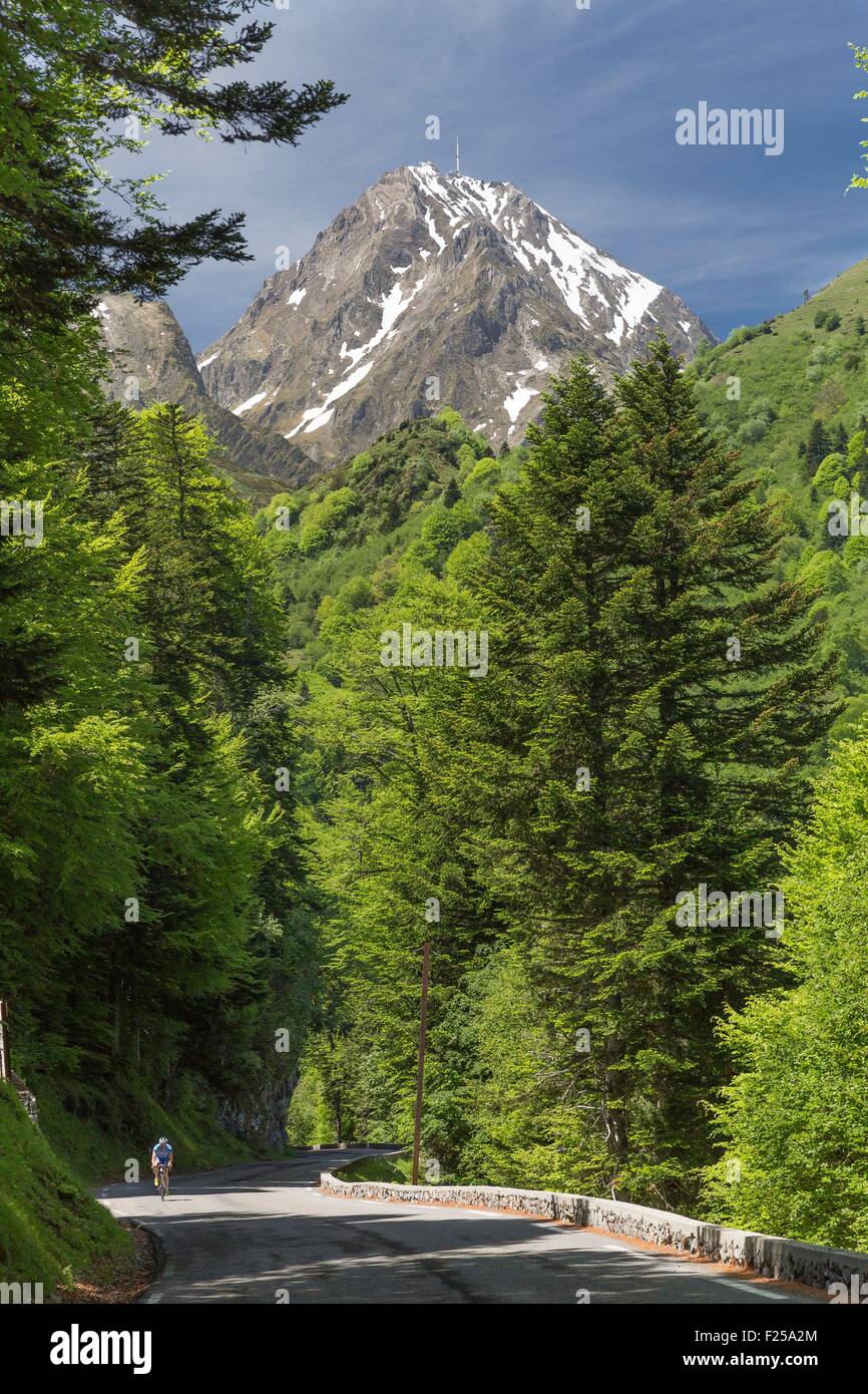 Campan hautes pyrenees Banque de photographies et d’images à haute ...