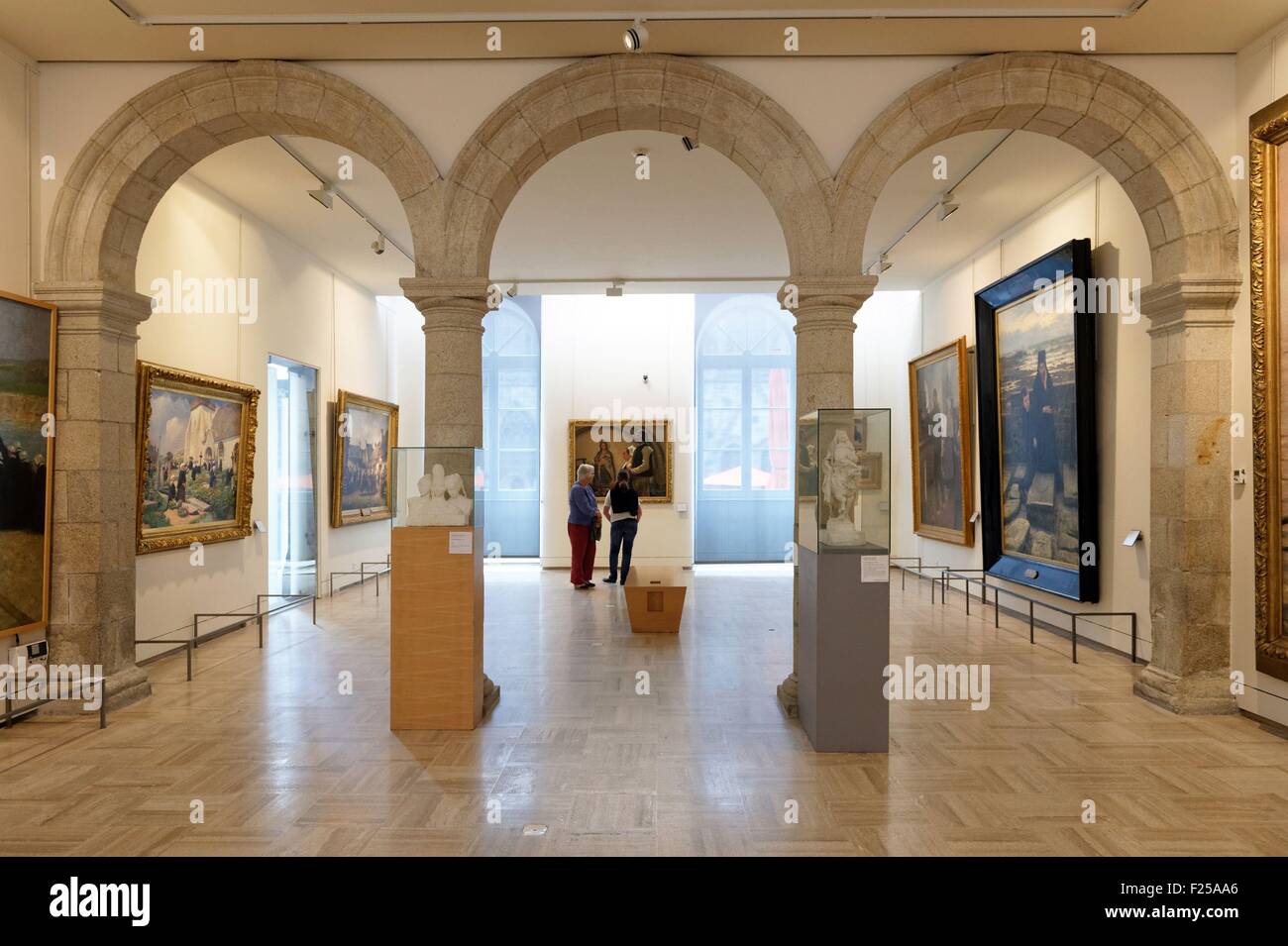 Fine art museum quimper Banque de photographies et d’images à haute ...