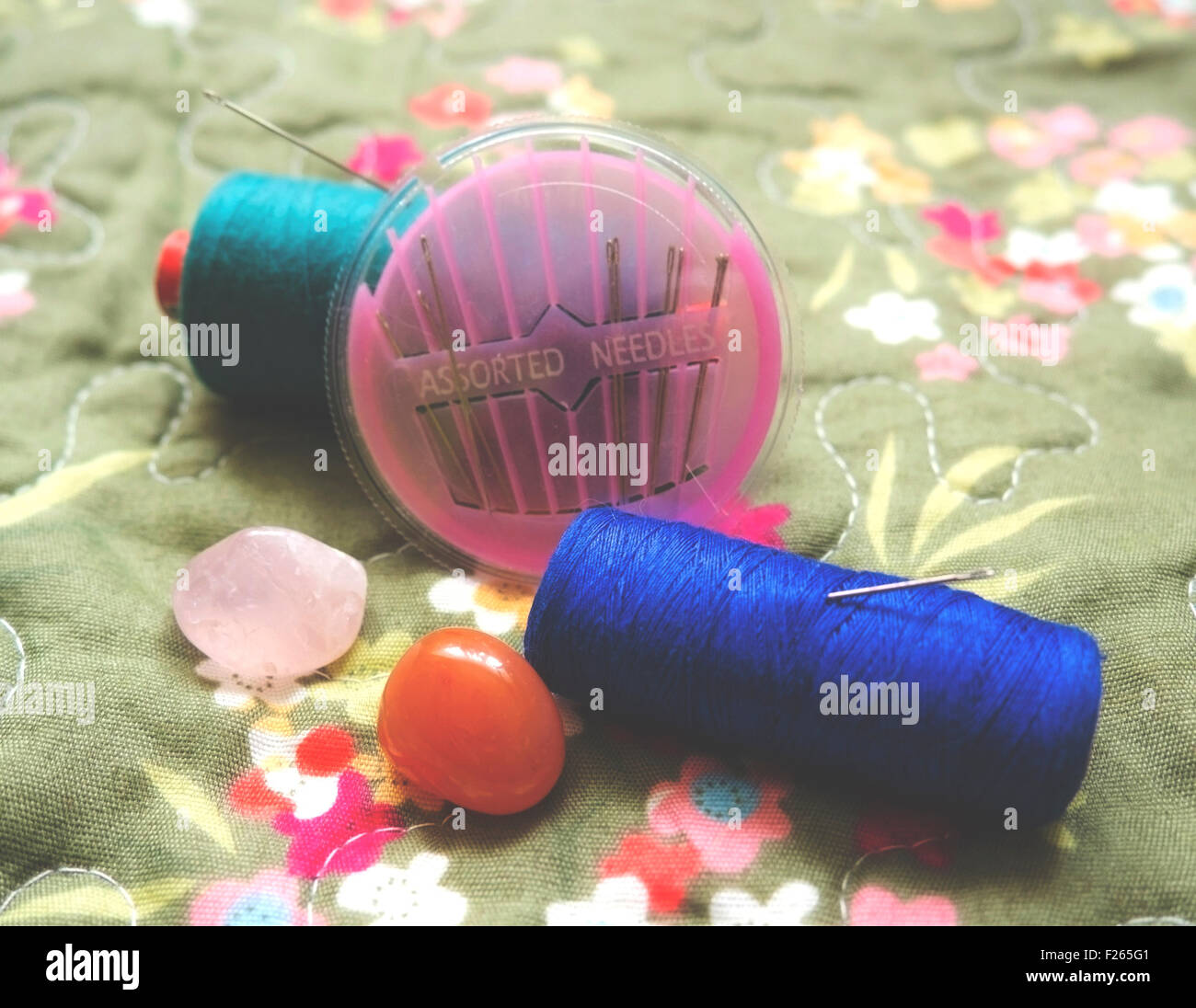 Fil bleu Banque de photographies et d’images à haute résolution - Alamy