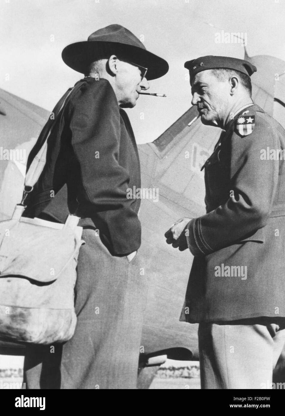 Ww2 us uniforms Banque de photographies et d’images à haute résolution ...