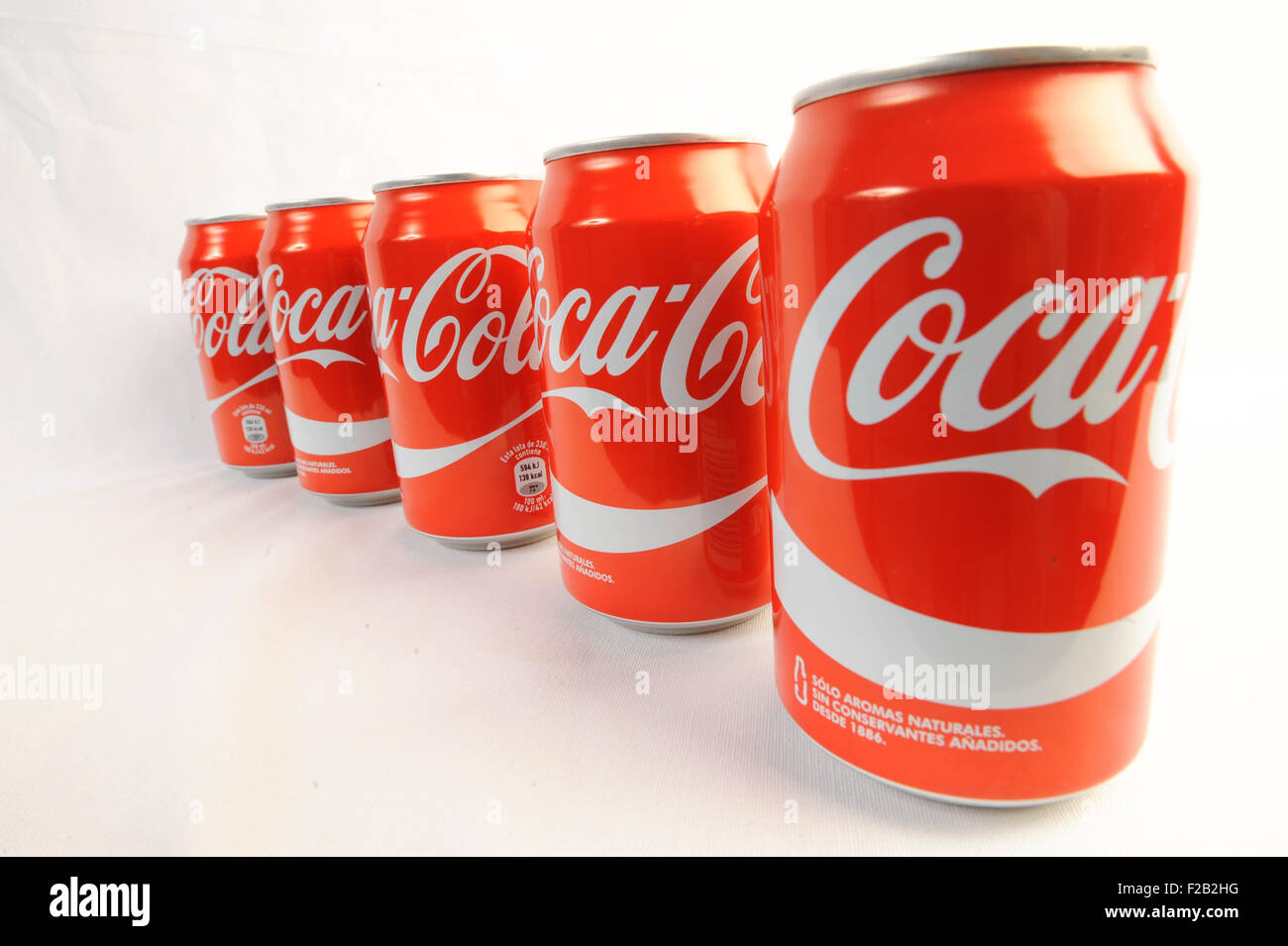 Canette coca cola 355ml Banque de photographies et d’images à haute ...