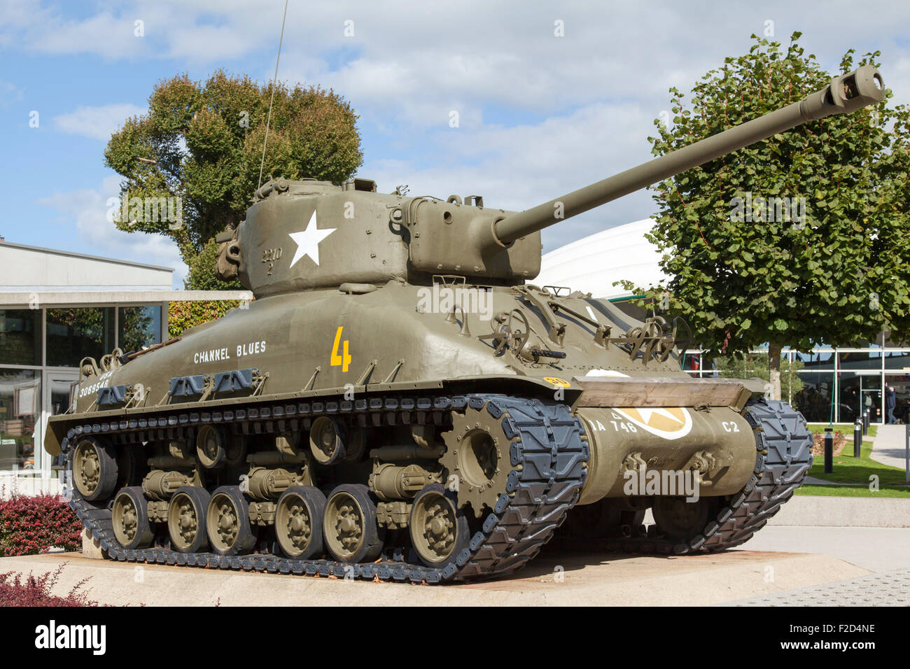 Sherman tank turret Banque de photographies et d’images à haute ...