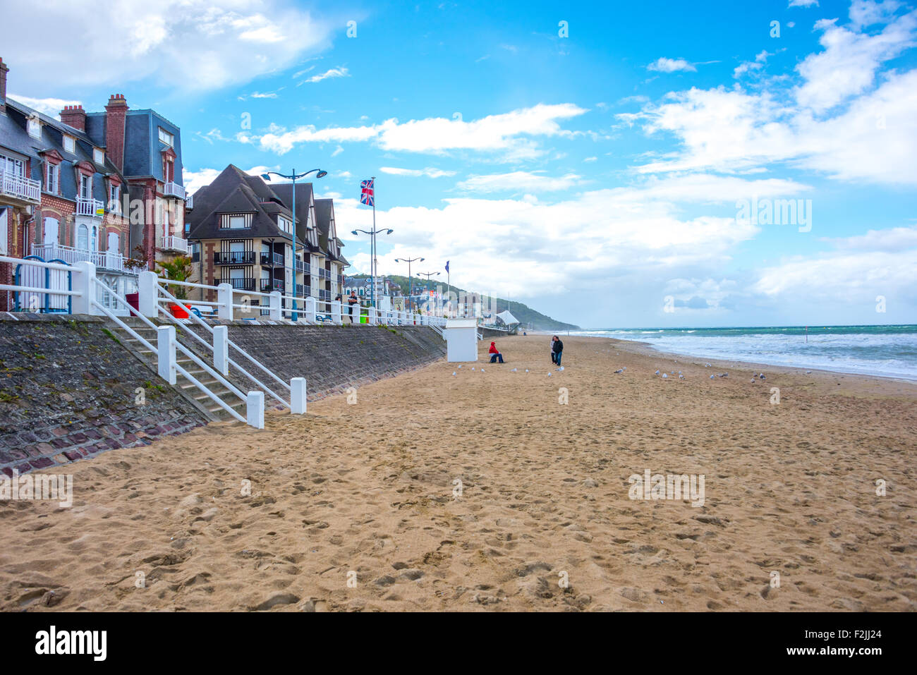 La plage à Villers -Sur-Mer le nord de la France Photo Stock - Alamy