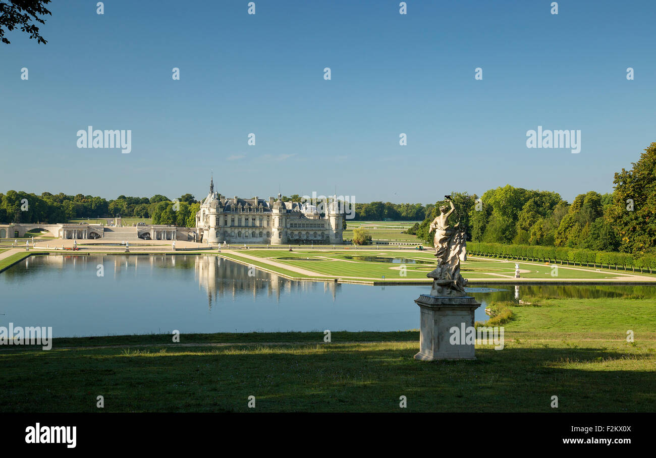 Château de chantilly france Banque de photographies et d’images à haute ...