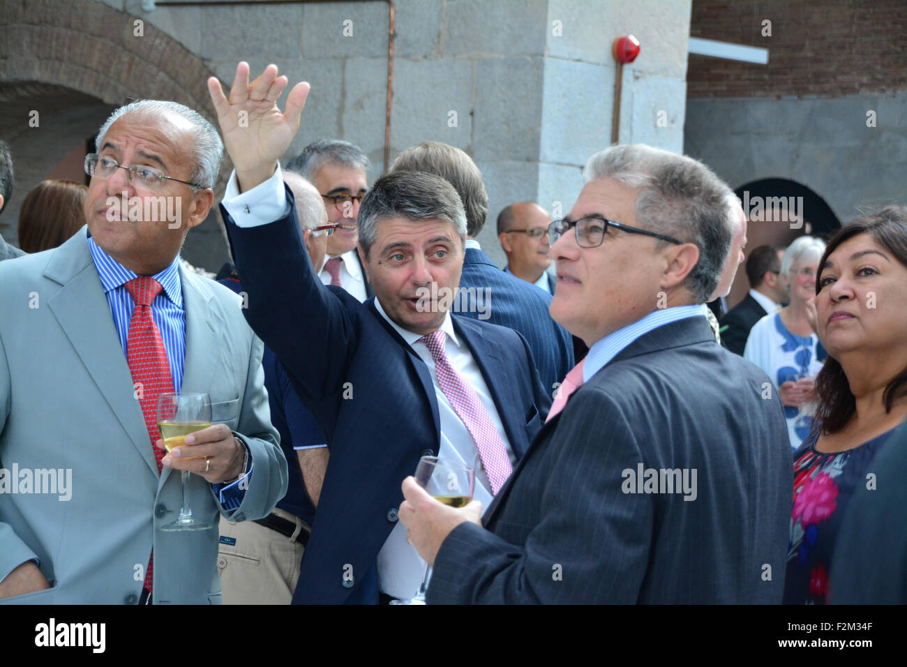Gibraltar. 21 Septembre, 2015. Ministre de l'éducation Gilbert Licudi ...