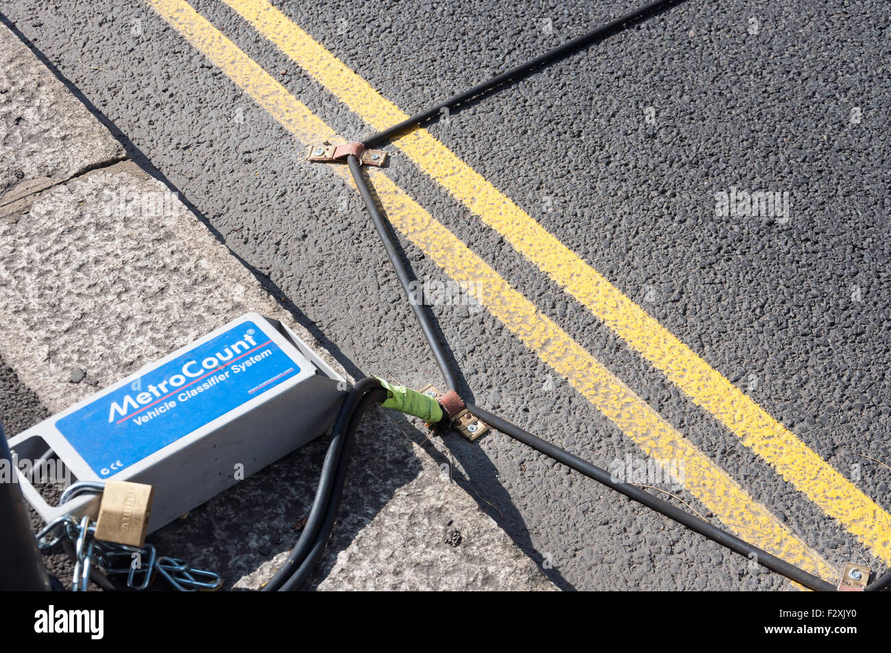 Metrocount vehicle classifier system Banque de photographies et d ...