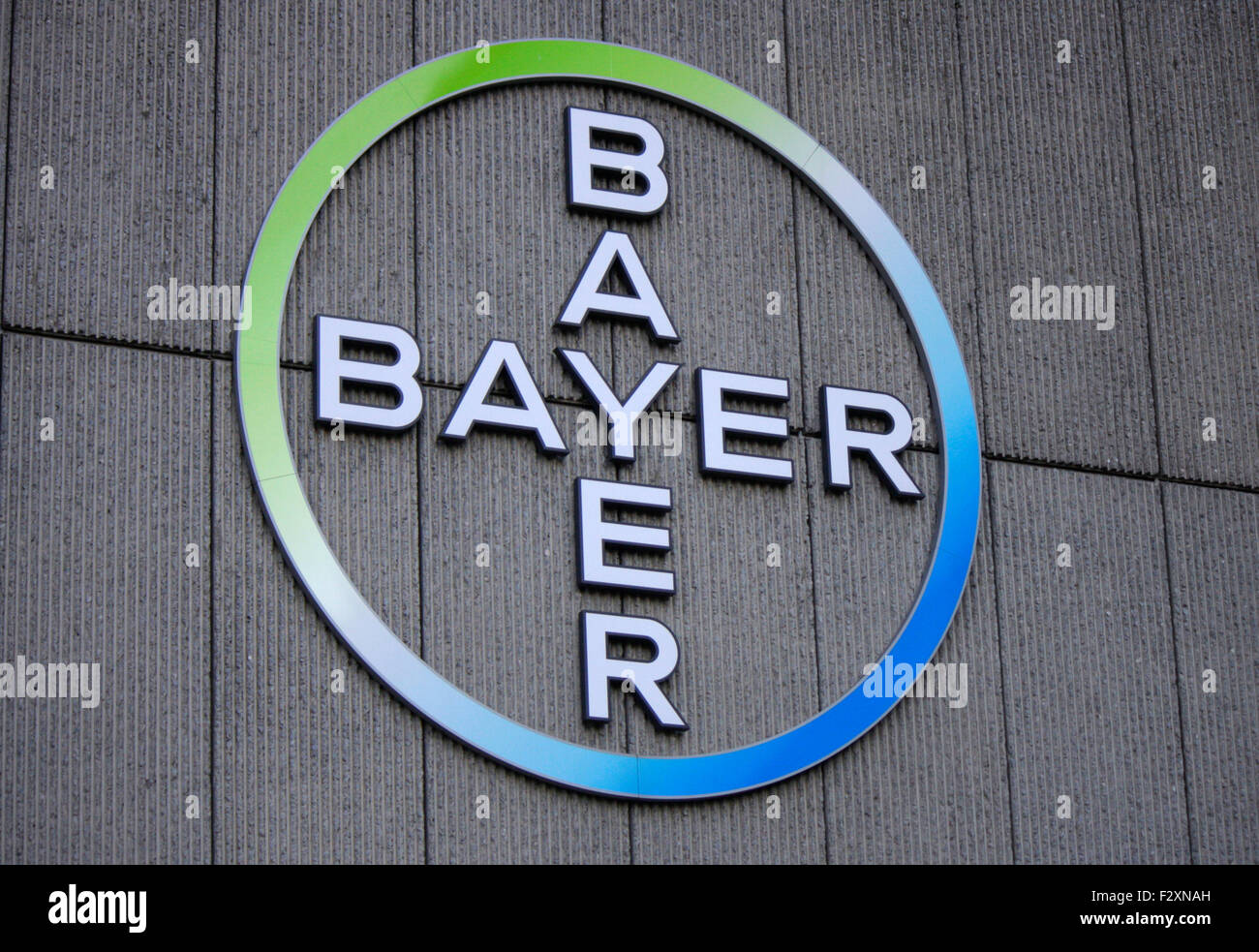 Bayer logo bayer logo Banque de photographies et d’images à haute ...