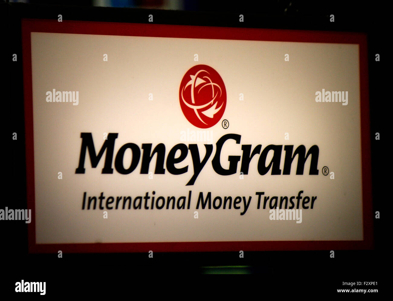 Moneygram logo Banque de photographies et d’images à haute résolution ...