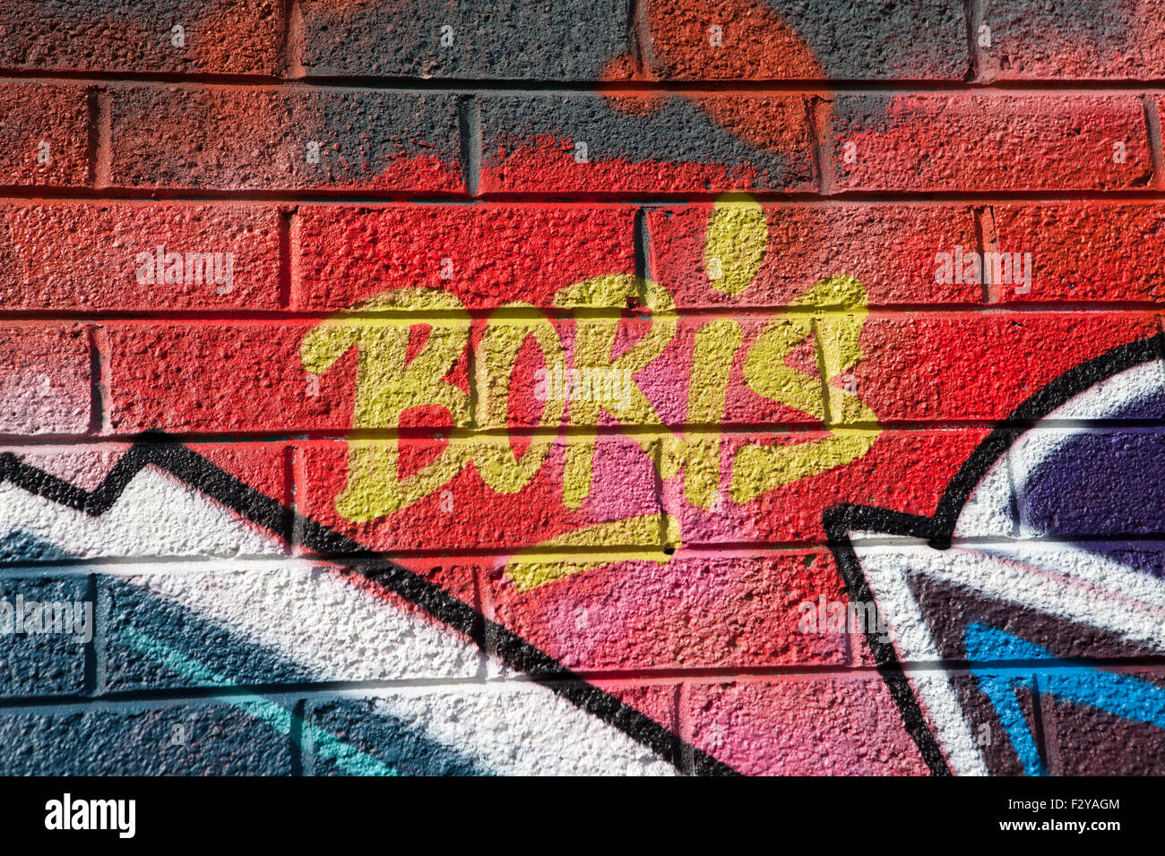 Un travail d'art de style graffiti indiquant 'Boris' sur le mur du ...