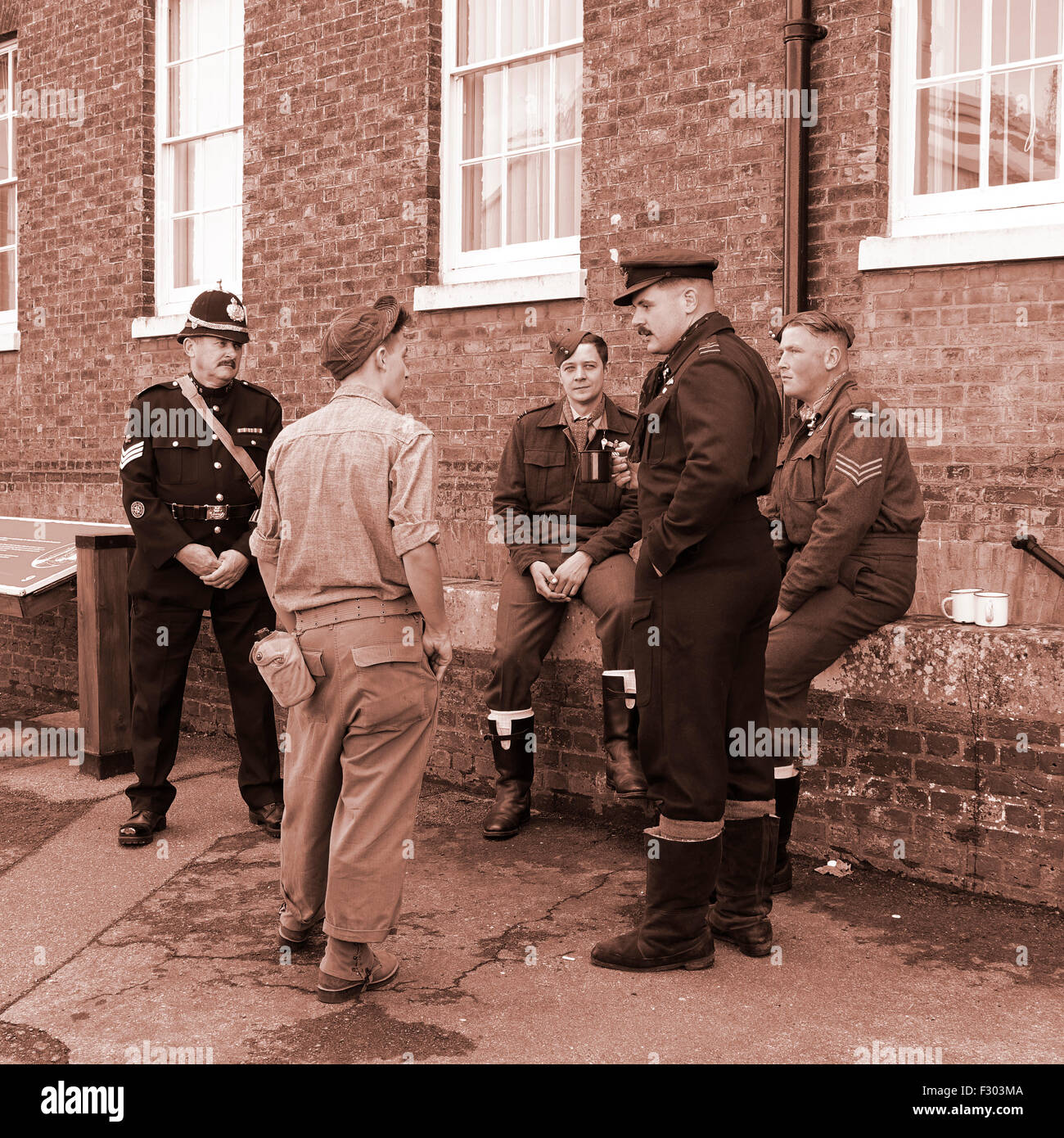 Ww2 policier Banque de photographies et d’images à haute résolution - Alamy